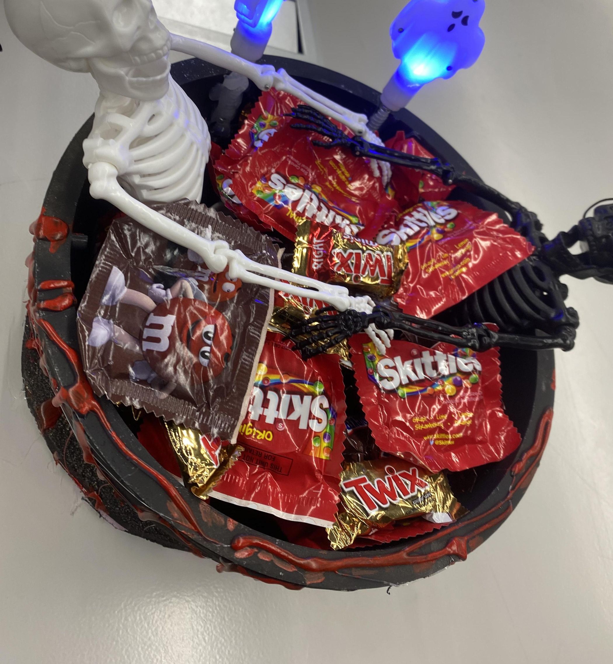 Candy Bowl : 6 Steps - Instructables