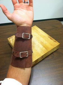 How To: Simple Leather Vambrace : 4 Steps - Instructables