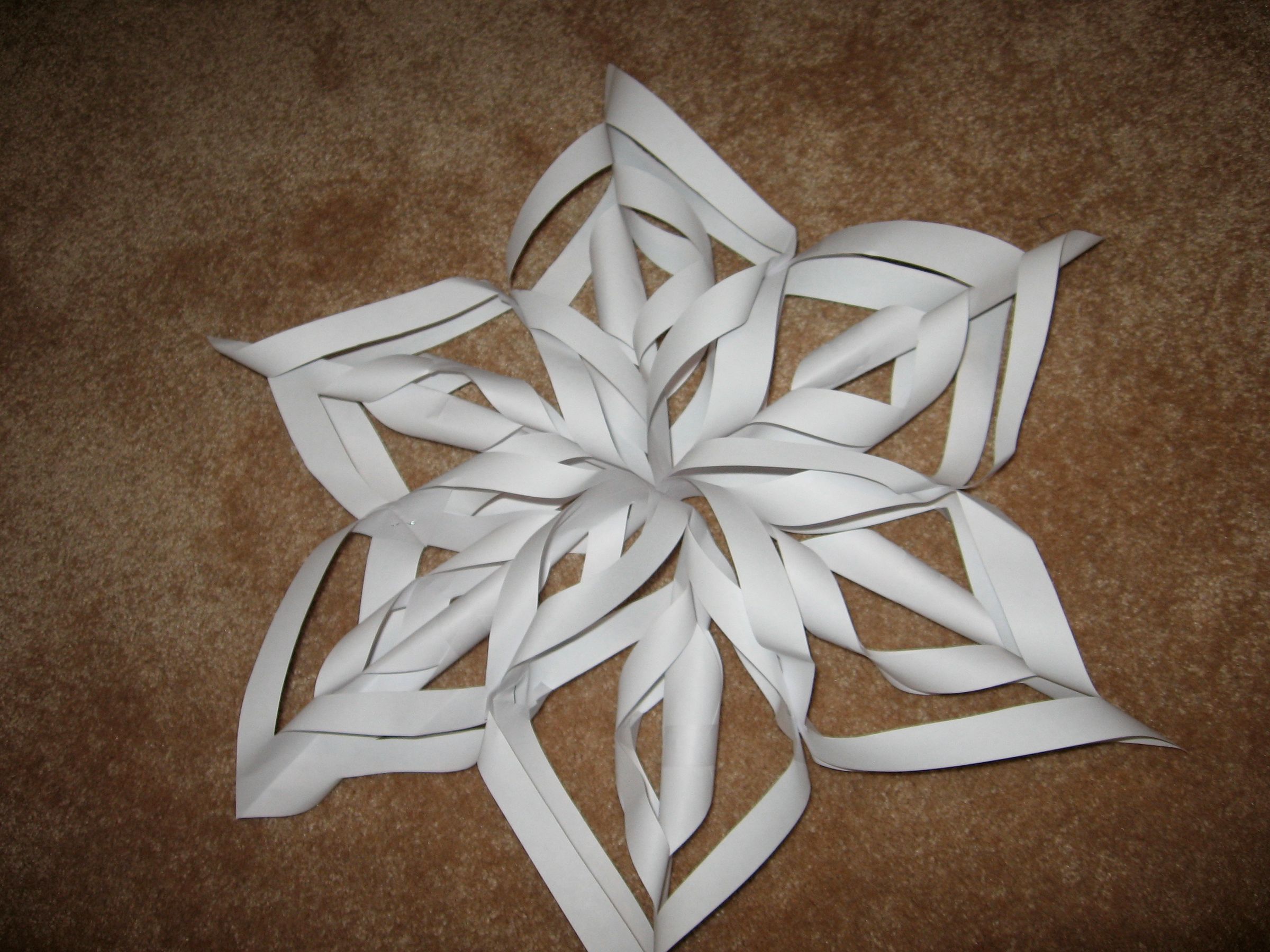 Super-cool Easy 6 Pointed Snowflake : 7 Steps - Instructables