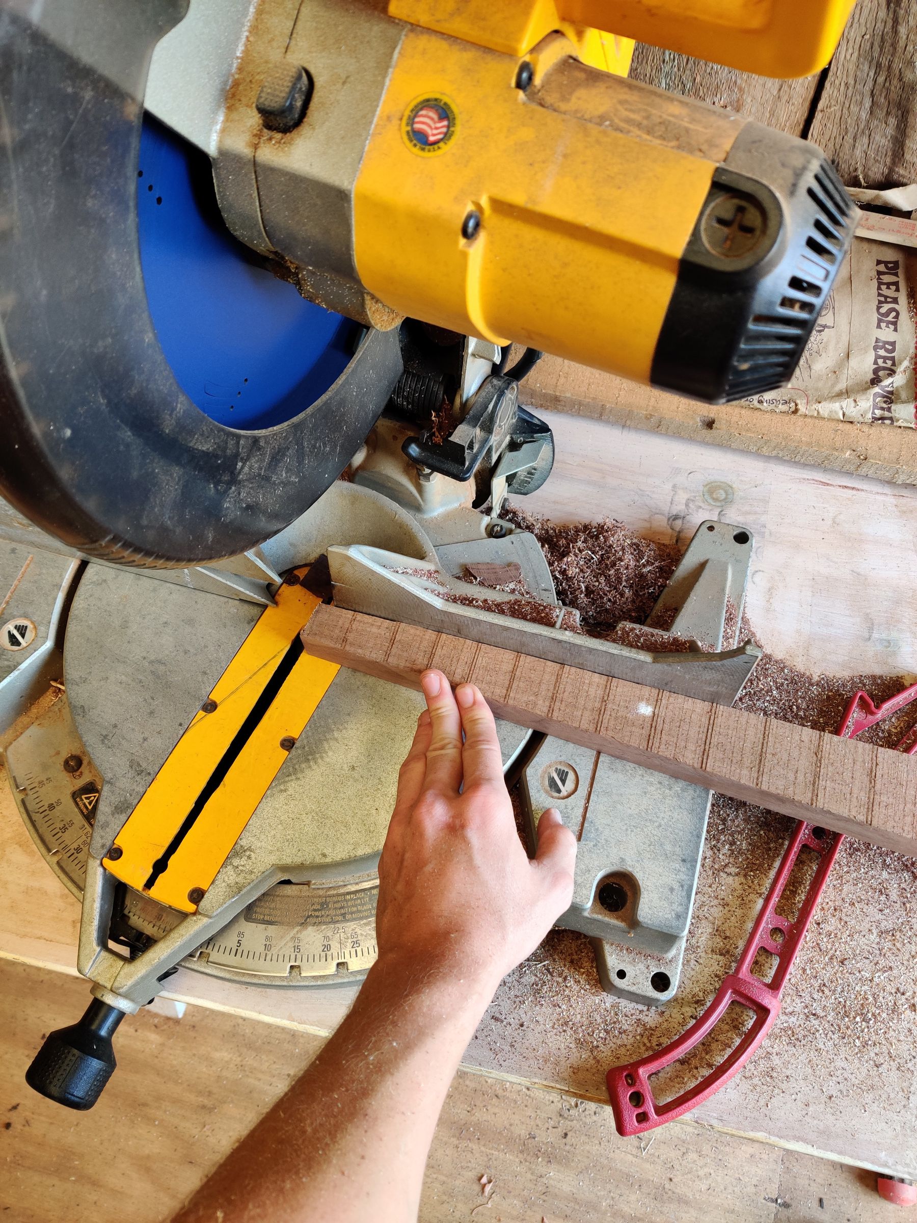 Table With Hidden Lamp : 11 Steps (with Pictures) - Instructables