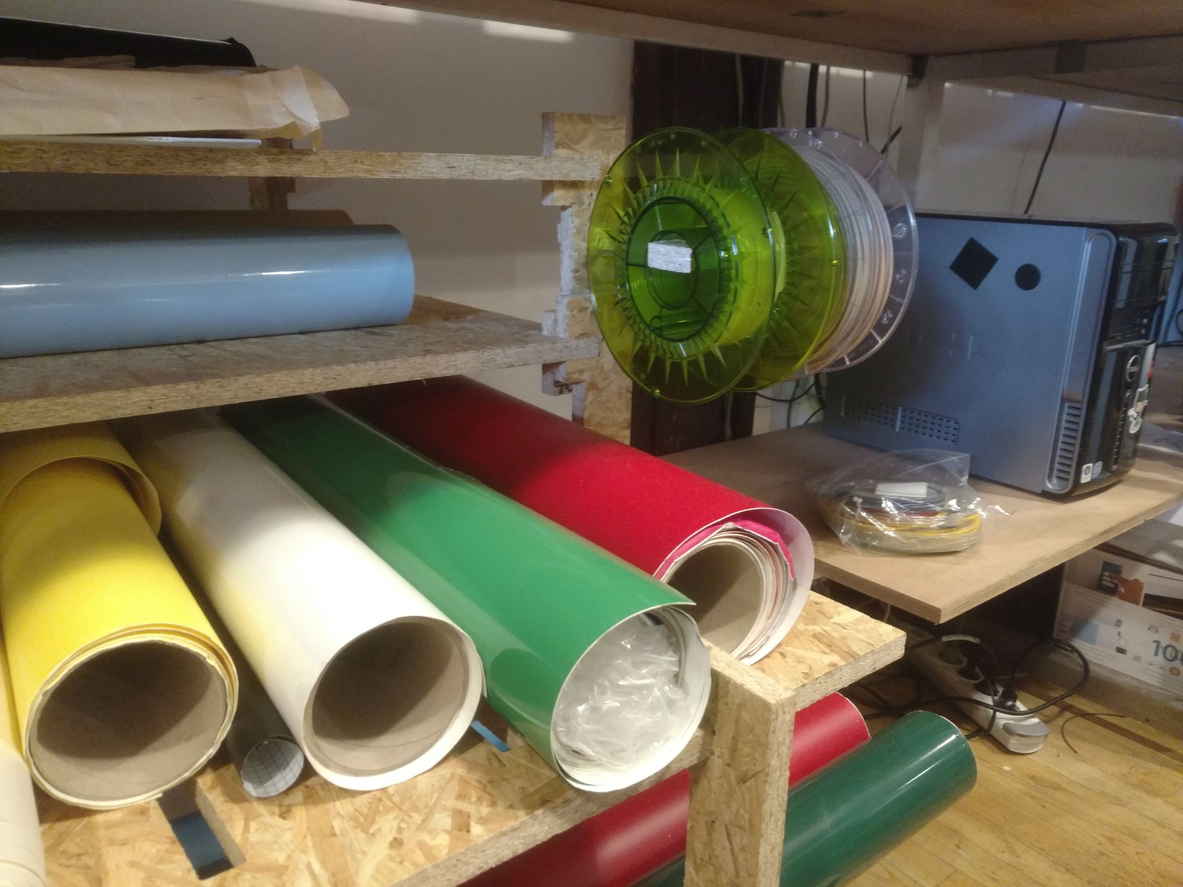 Filament Holders : 5 Steps (with Pictures) - Instructables