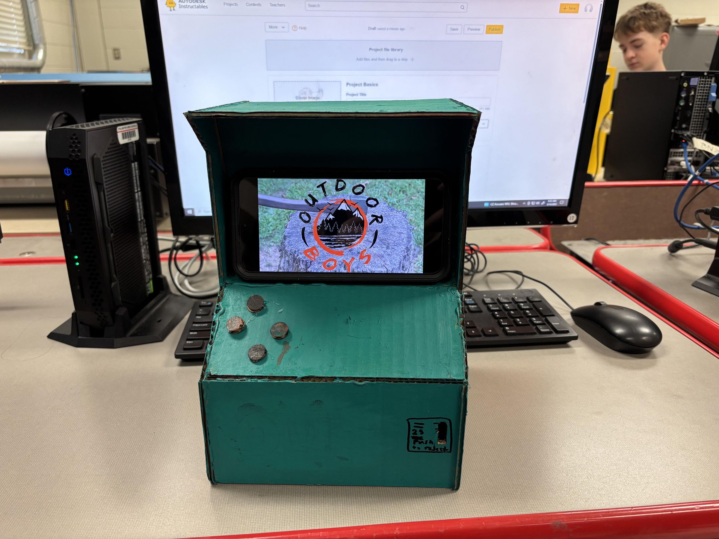 Arcade Machine Phone Holder : 3 Steps - Instructables