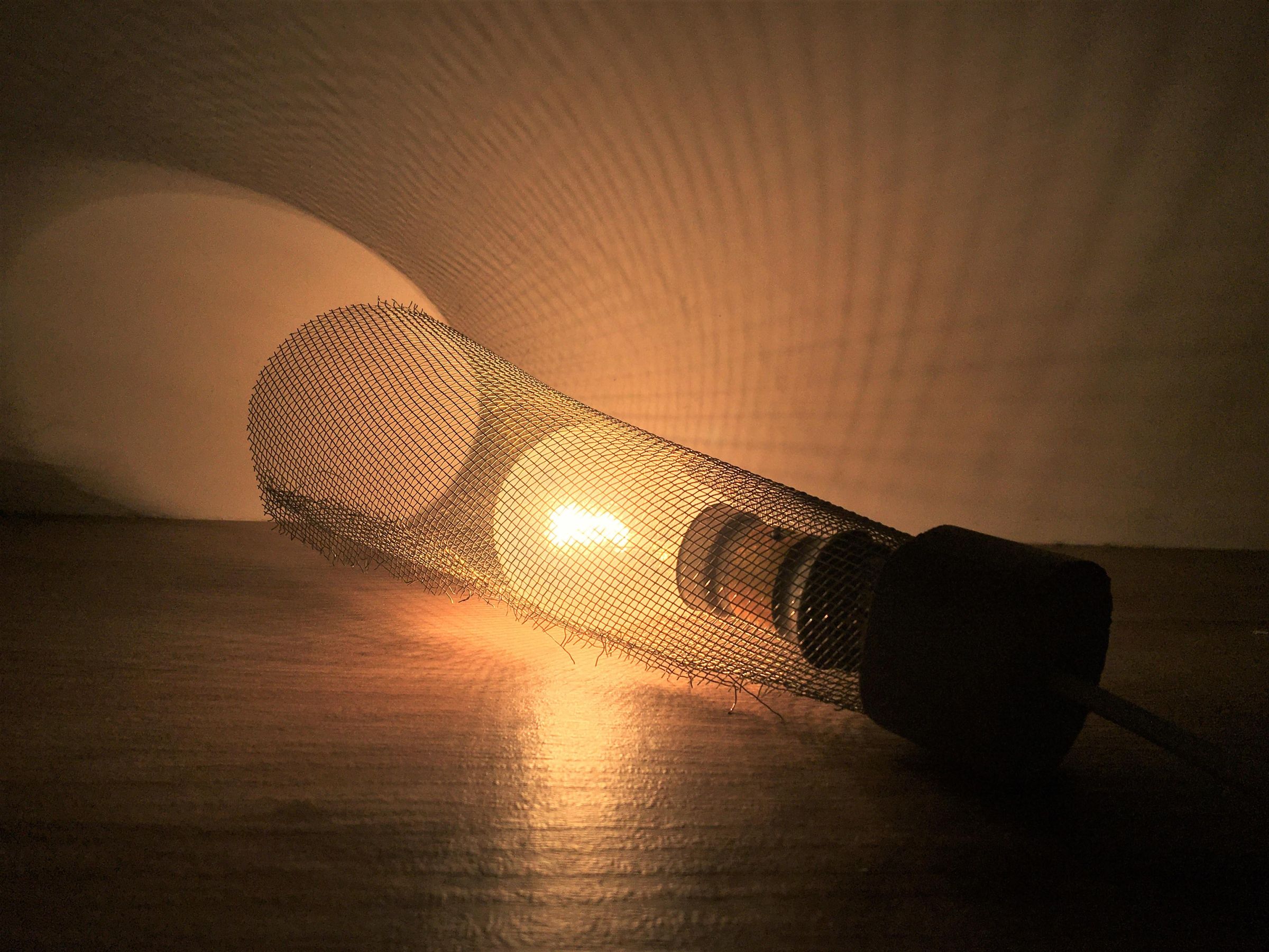 Simple Wire Mesh Lamp : 4 Steps - Instructables