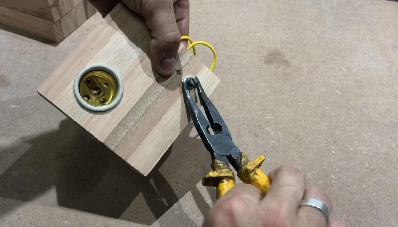 Wood Desk Lamp Dimmable : 9 Steps (with Pictures) - Instructables