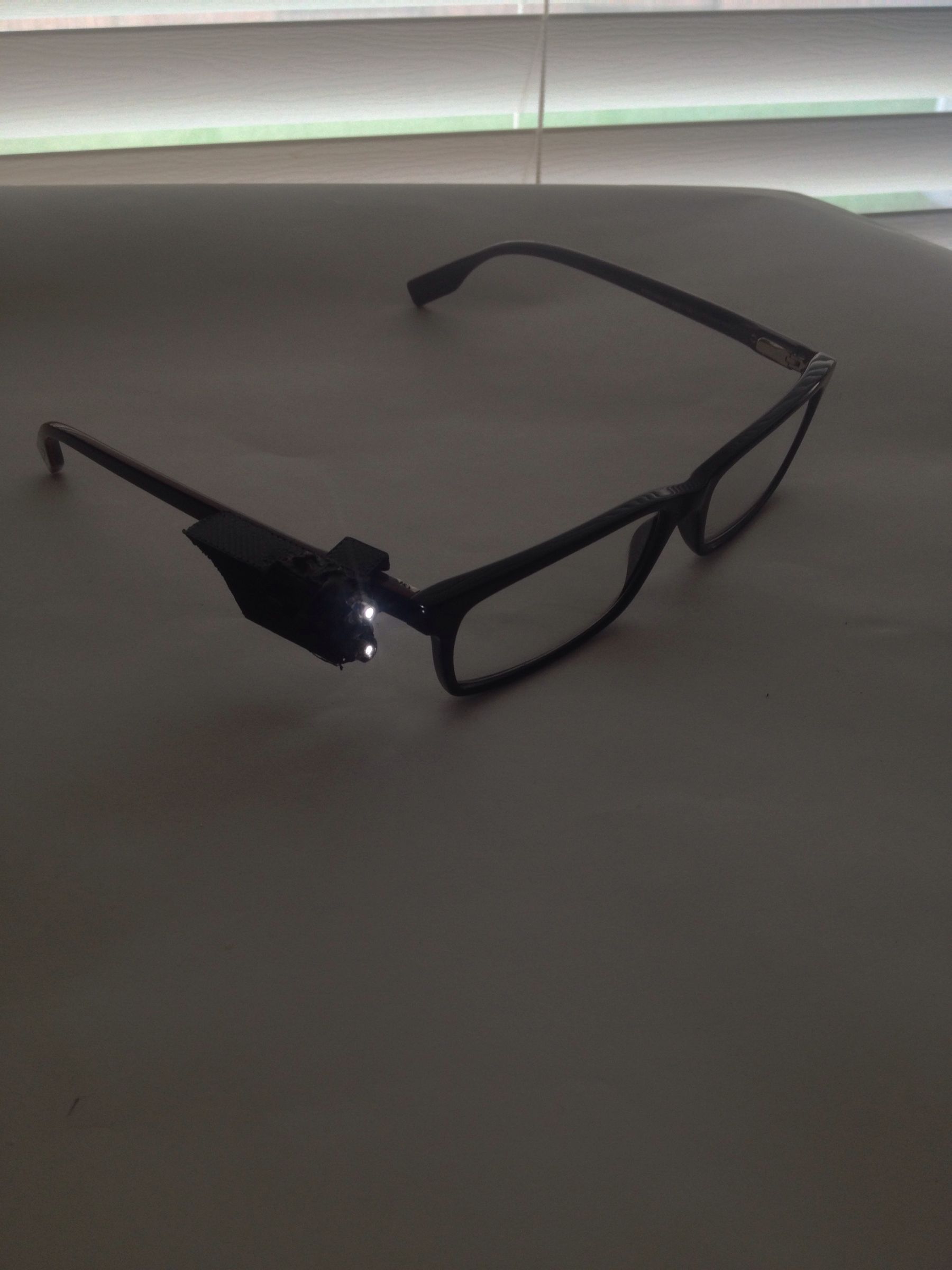 Compact Glasses Light : 6 Steps (with Pictures) - Instructables