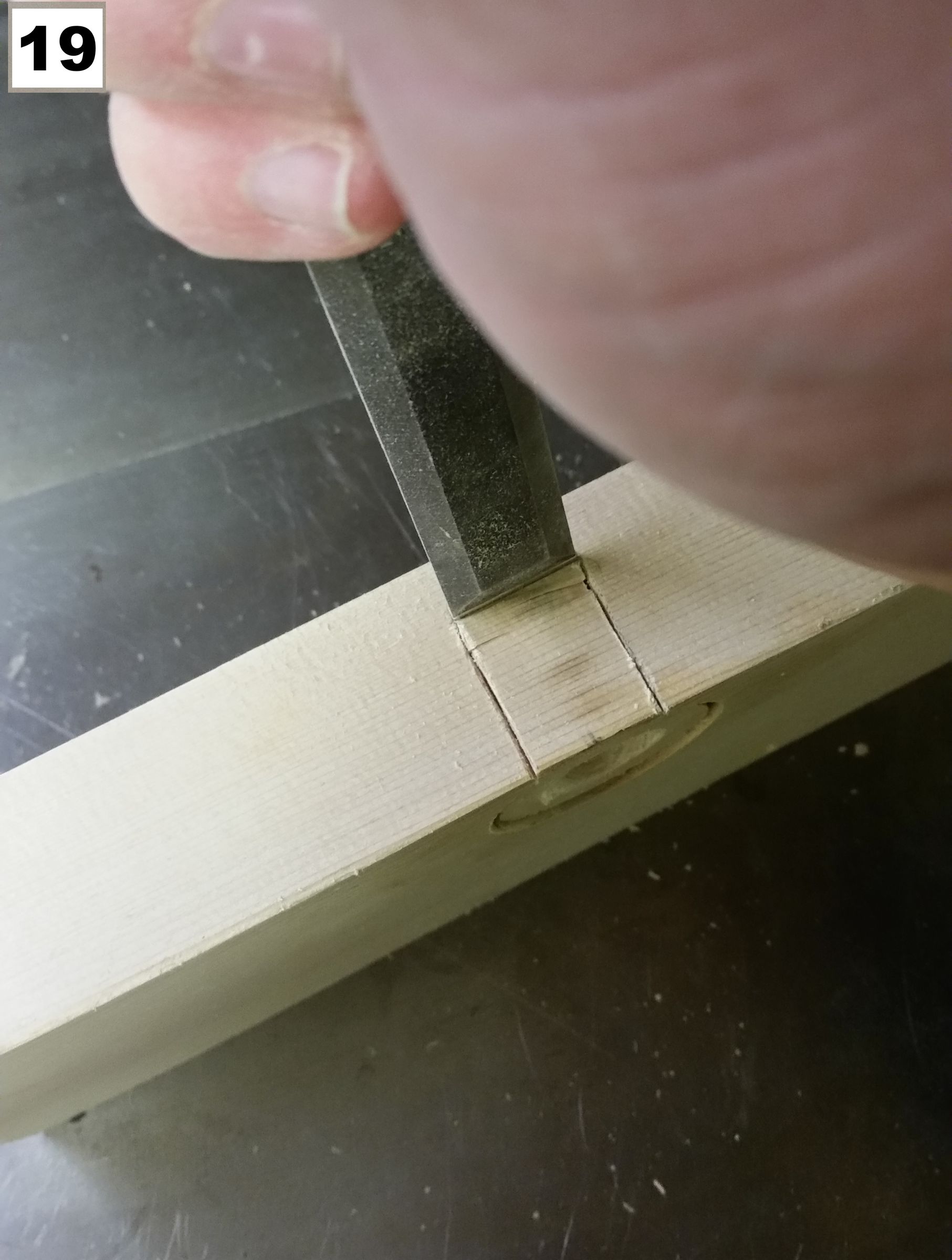 Folding Portable Workbench With Quick Release Vise : 11 Steps (with ...