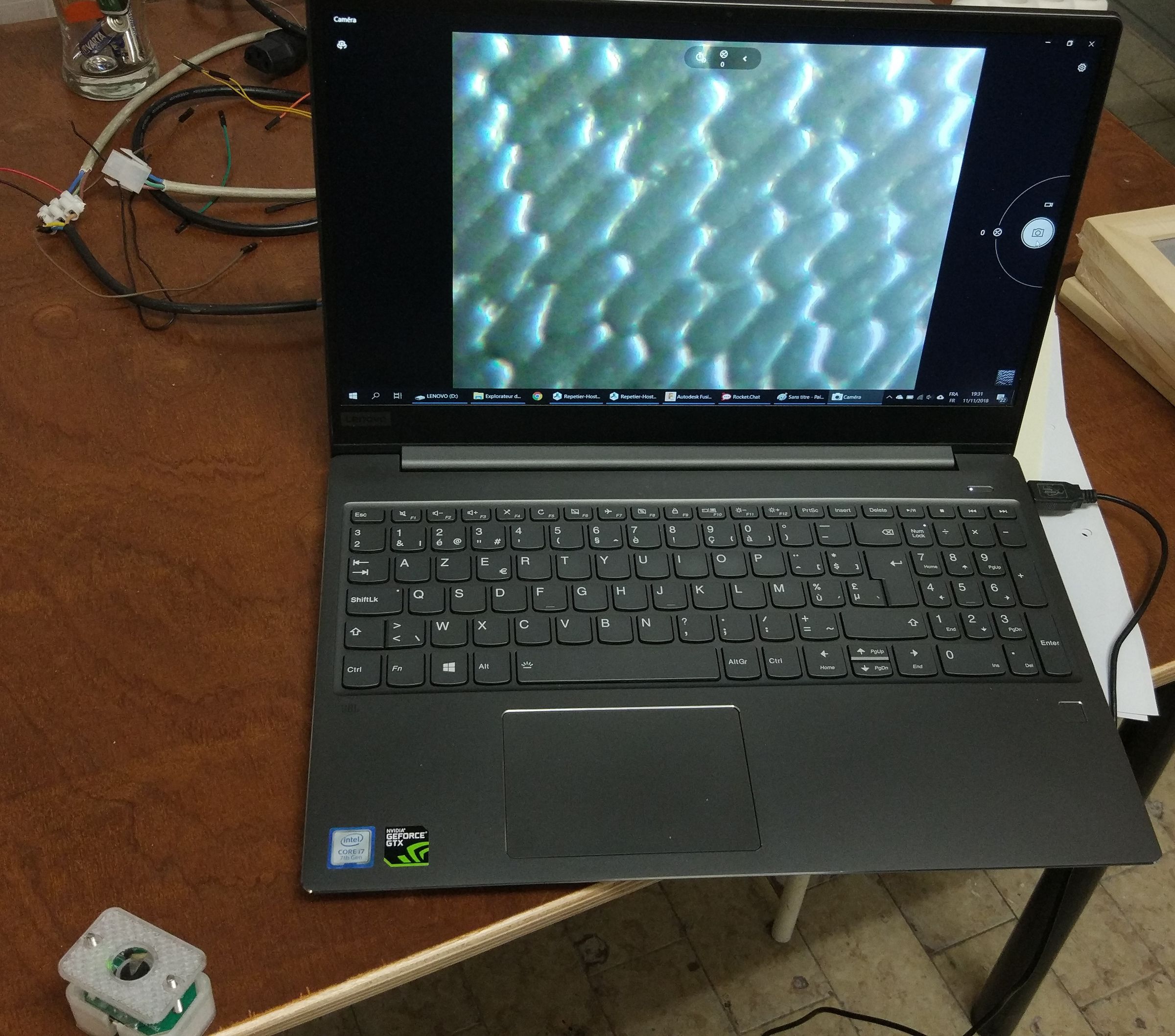 From Webcam to Microscope (EN/FR) : 6 Steps - Instructables