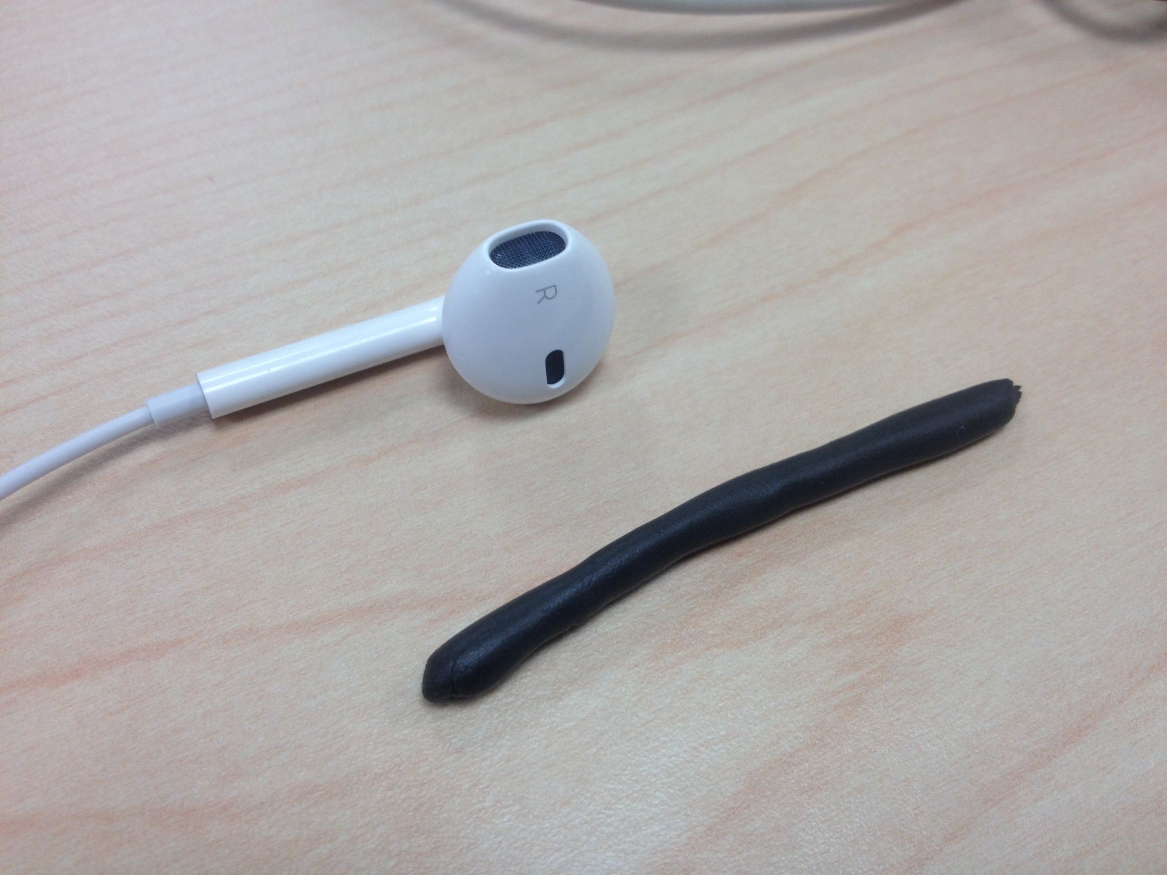Customize the Fit on Your EarPods : 4 Steps (with Pictures) - Instructables