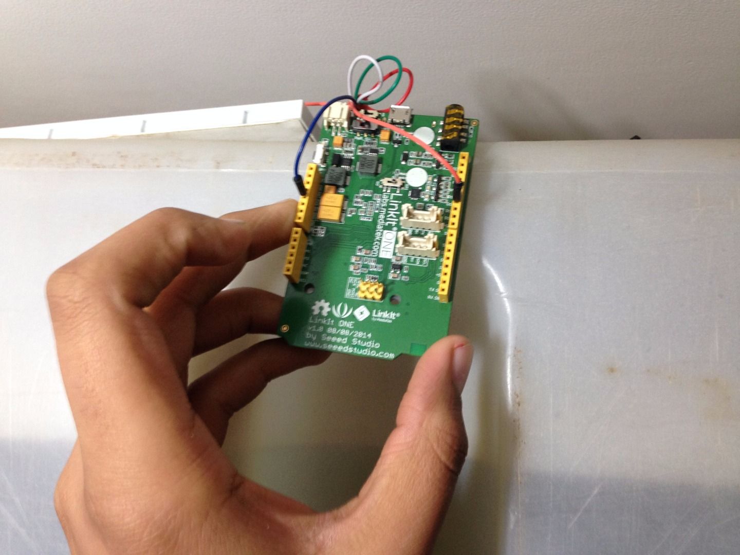 Water Tank Overflow Notifier With LinkitONE : 8 Steps (with Pictures ...
