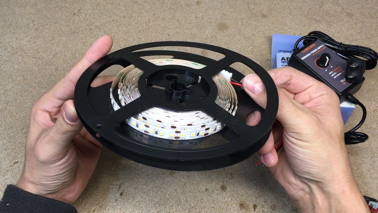 DIY: LED Workbench Light From LED Strips : 7 Steps (with Pictures ...