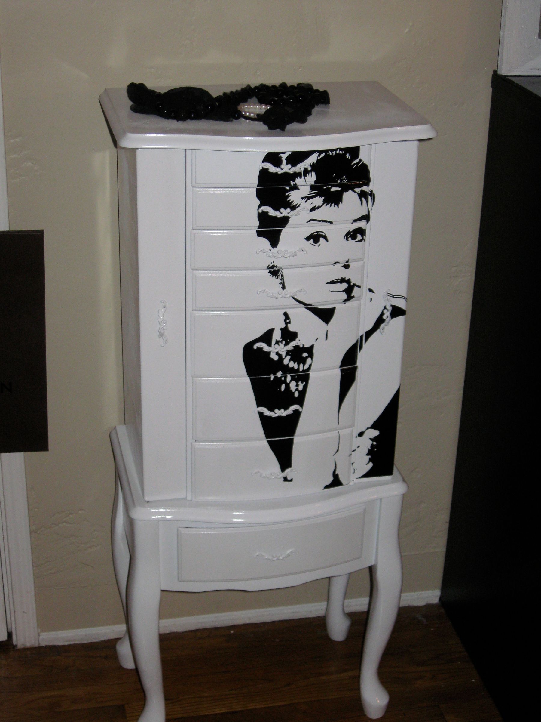 Modern Jewelry Armoire Makover : 5 Steps (with Pictures) - Instructables