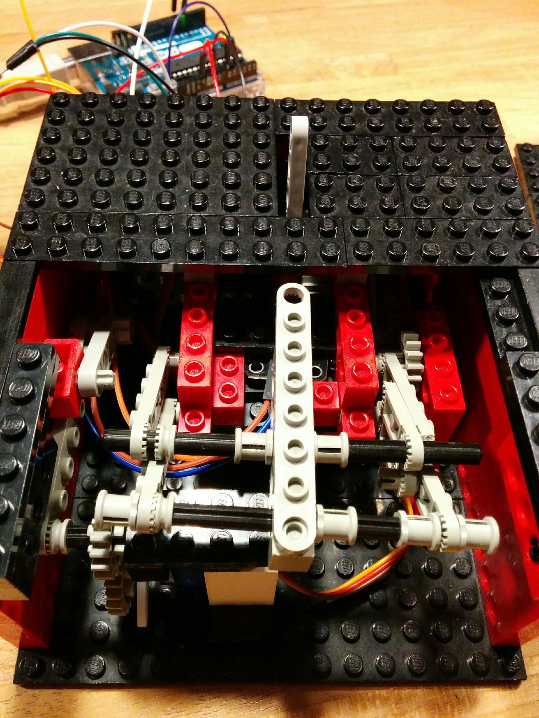 Arduino UselessLegoBox : 5 Steps - Instructables