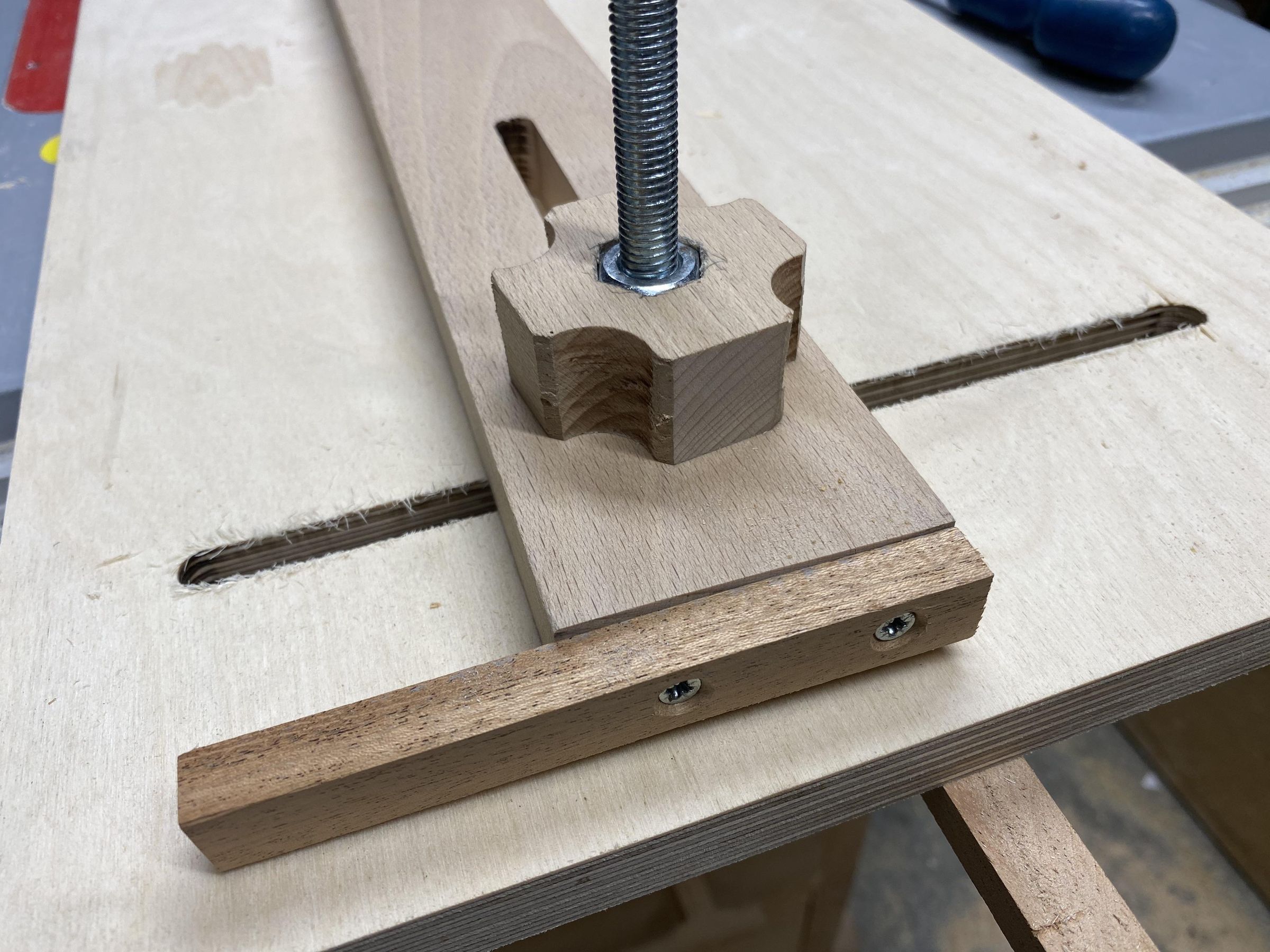 A Much Safer Table Saw Taper Jig : 8 Steps (with Pictures) - Instructables