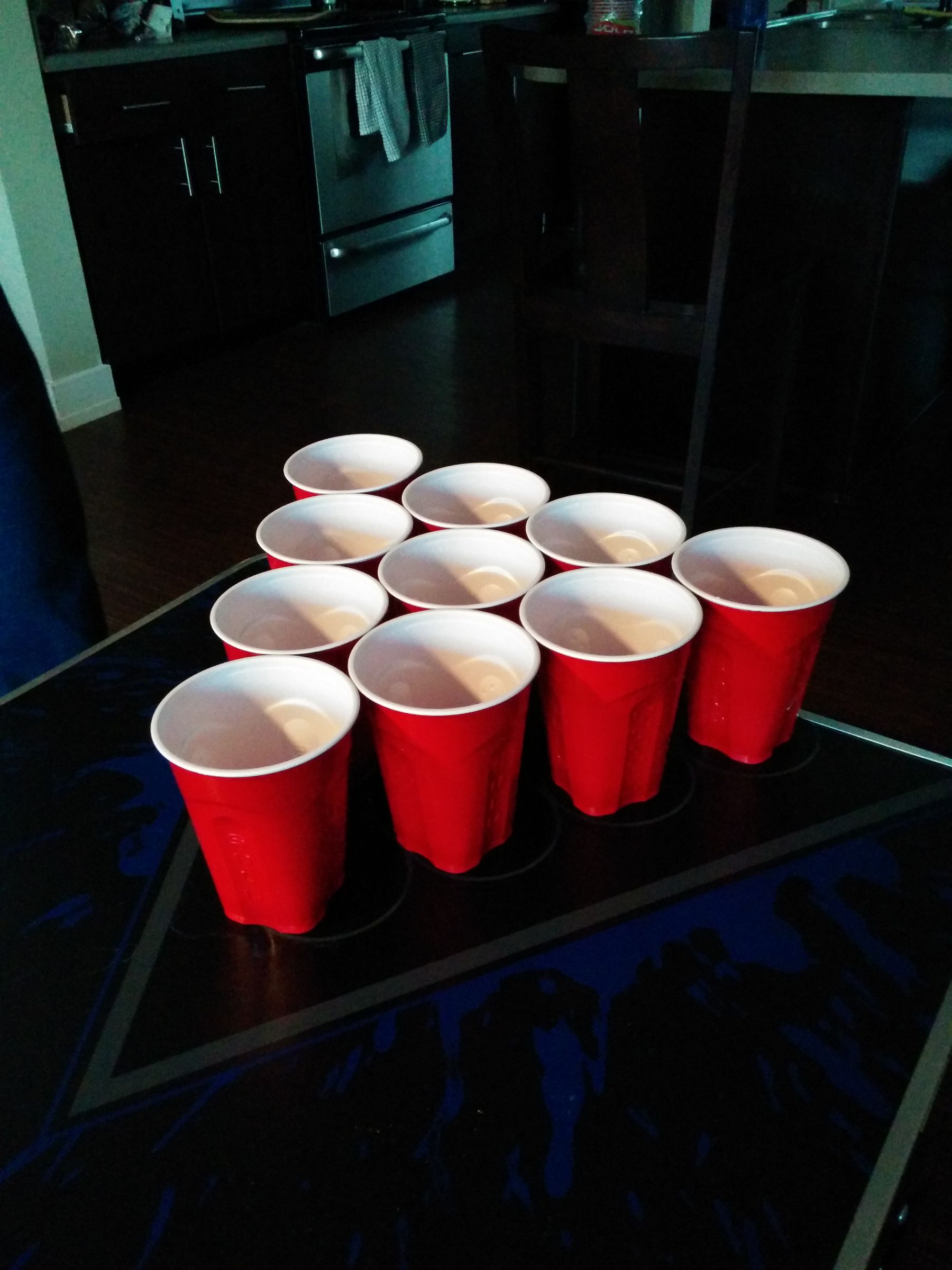 Playing Root Beer Pong : 9 Steps - Instructables