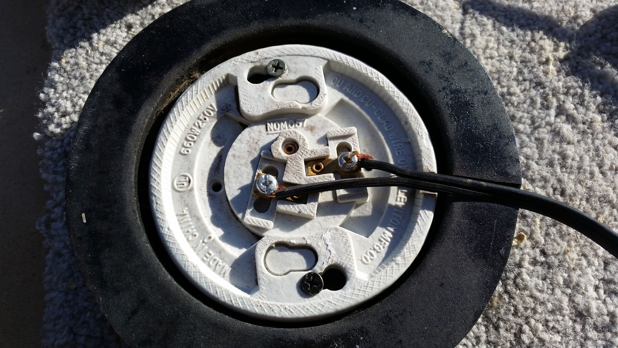 The Positively Amazing Negative Lamp : 18 Steps (with Pictures ...