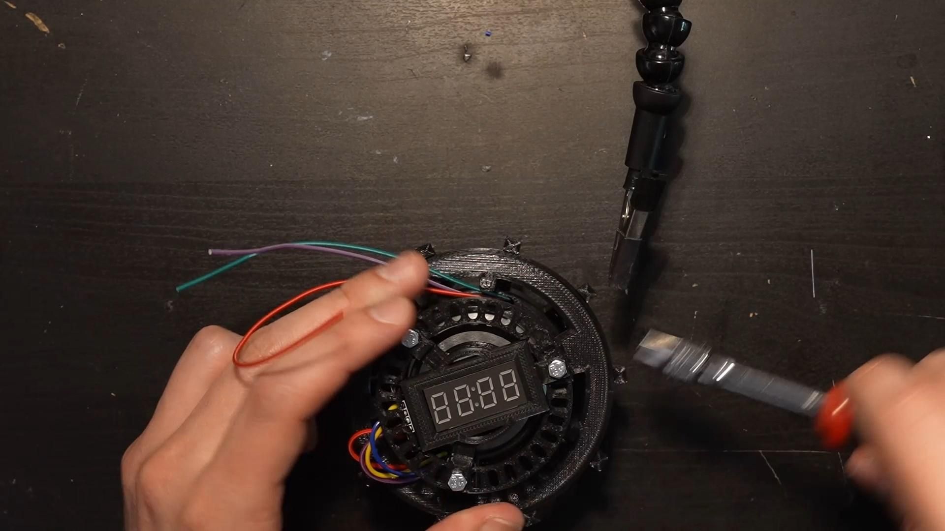 Iron Man Arc Reactor Clock : 16 Steps (with Pictures) - Instructables