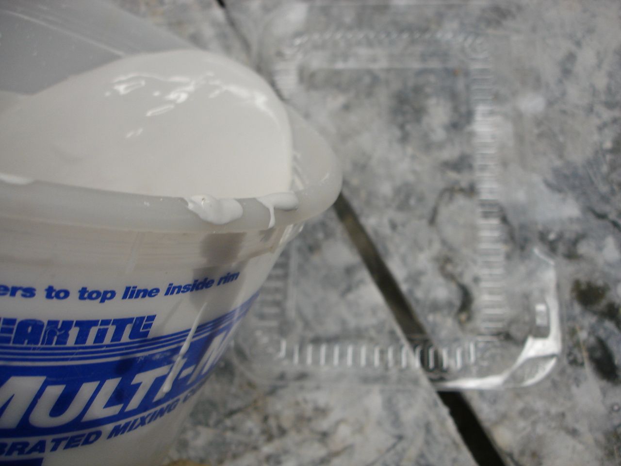 Plaster Mixing Made Easy : 7 Steps - Instructables