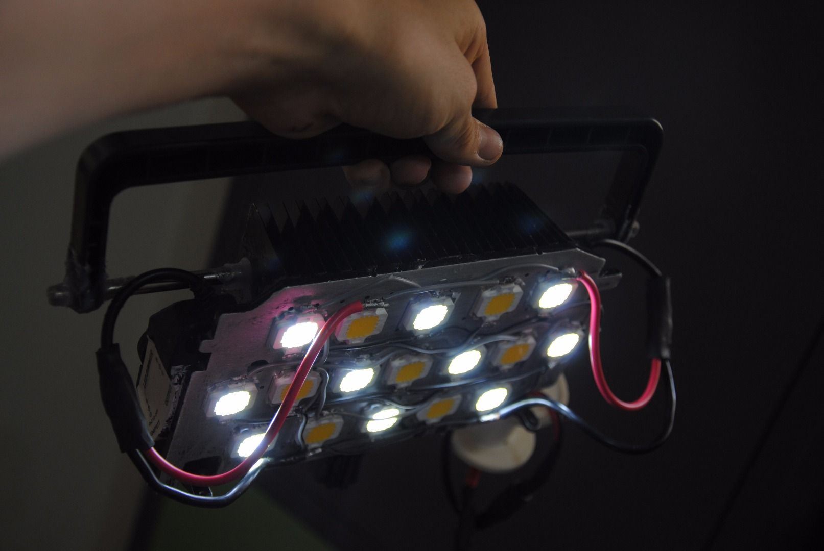 SpectrumLED- an INSANELY Bright 200 WATT Variable Spectrum LED Panel ...