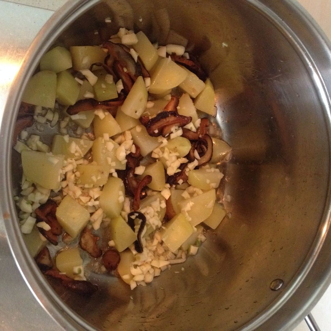 Braised Chicken, Babushka Style : 5 Steps - Instructables