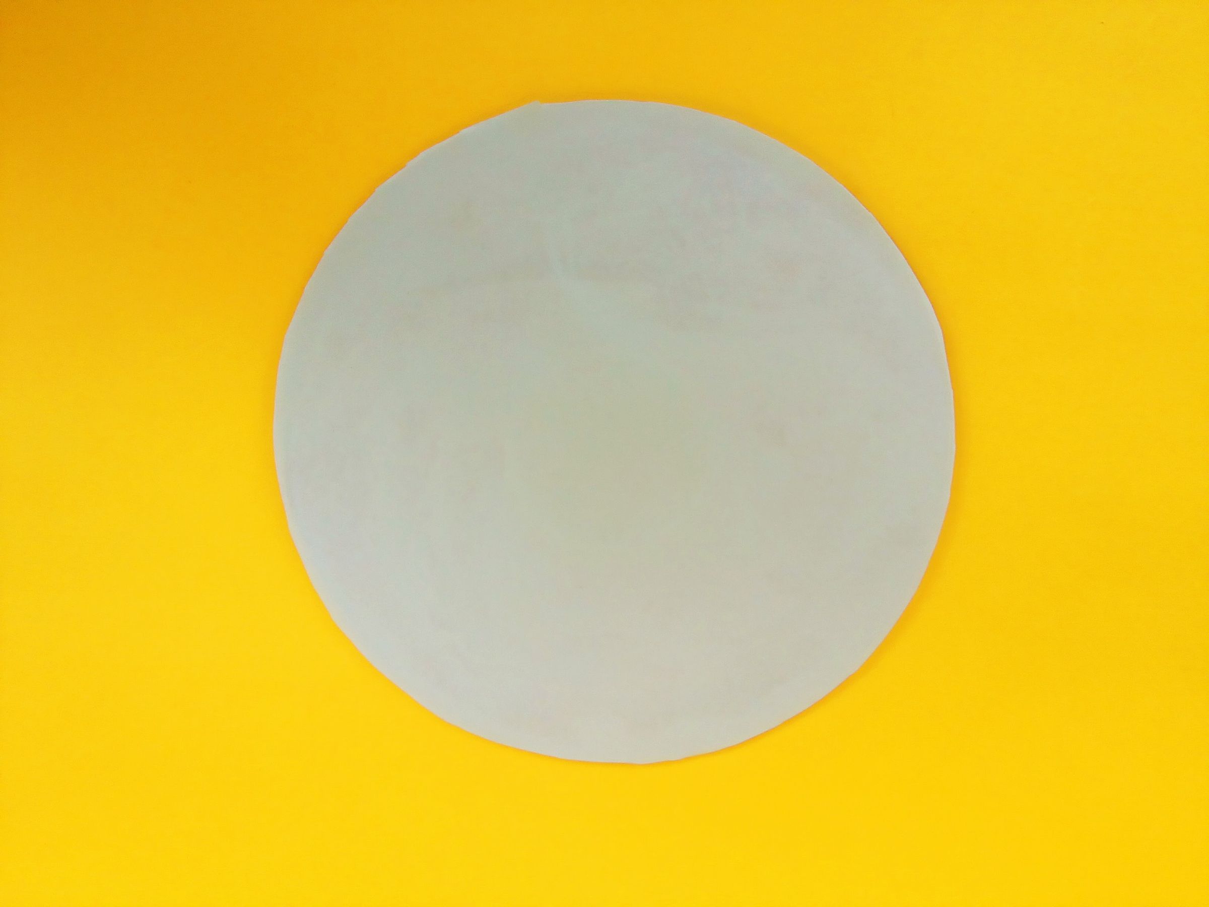 Turn Old CDs Into Photo Frame : 4 Steps - Instructables