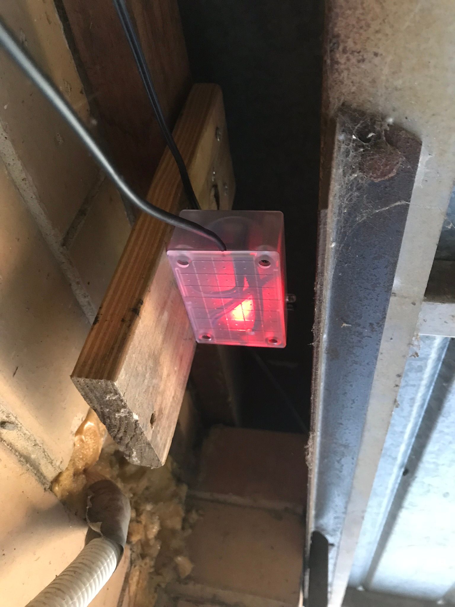 Arduino Garage Door Alarm With Blynk : 3 Steps - Instructables