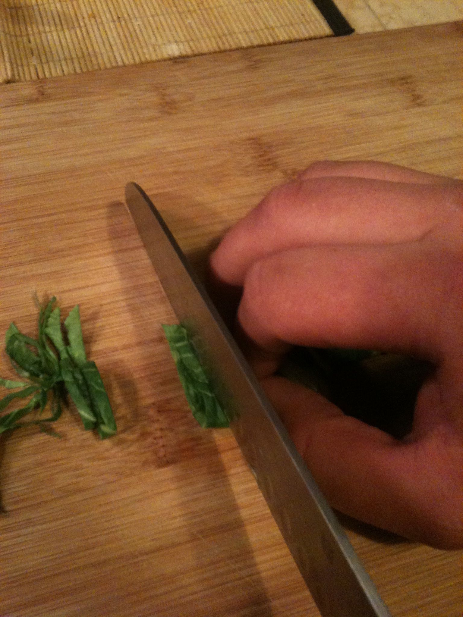 How to Shred Lettuce the Fancy Way : 7 Steps - Instructables