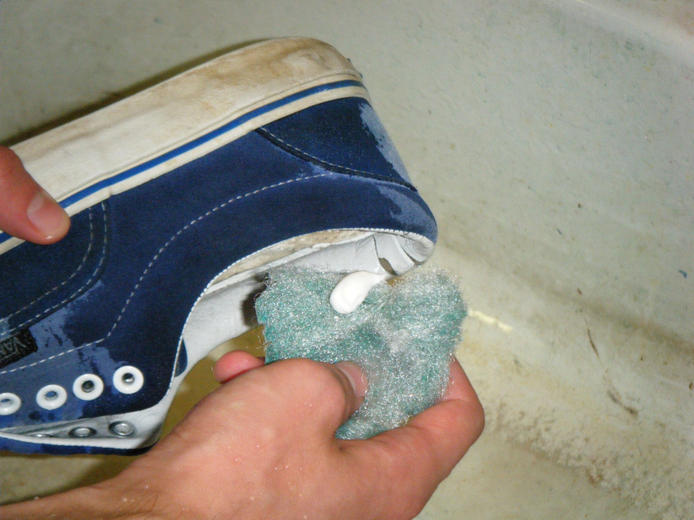 Restoring Old Sneakers : 7 Steps (with Pictures) - Instructables