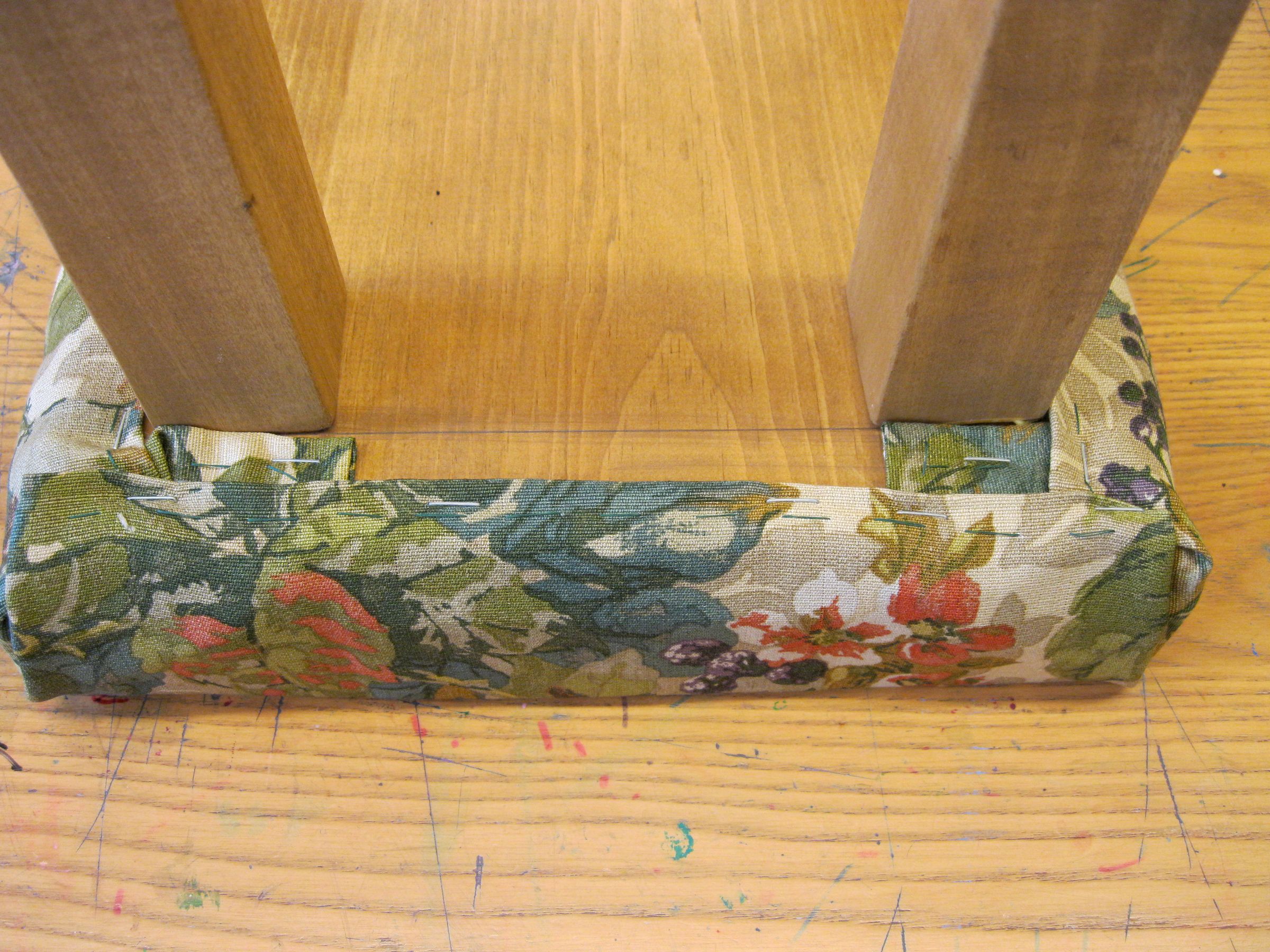 Hand Made FOOT STOOL : 20 Steps (with Pictures) - Instructables