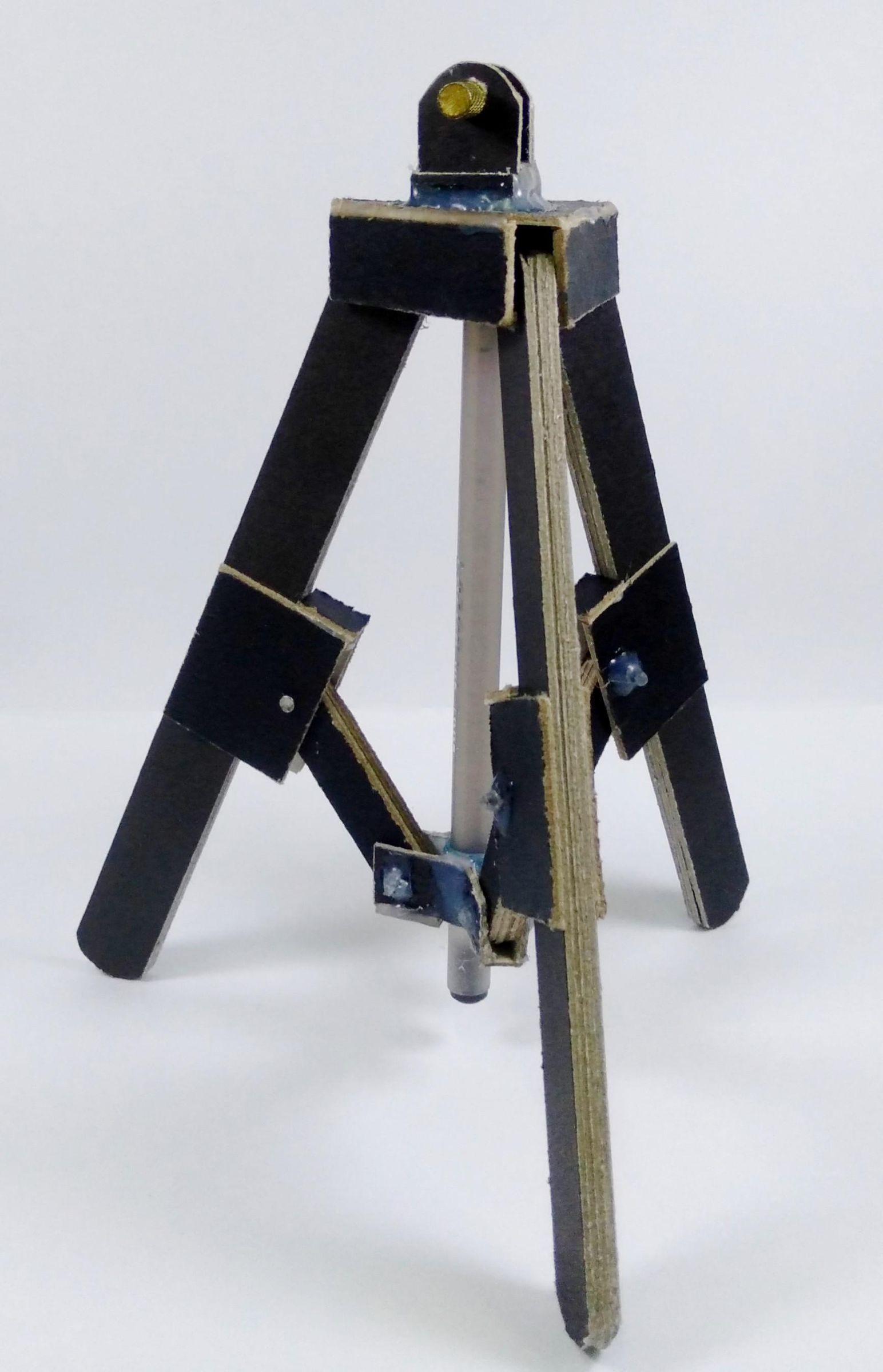 Mini Tripod From Mounting Board : 7 Steps (with Pictures) - Instructables