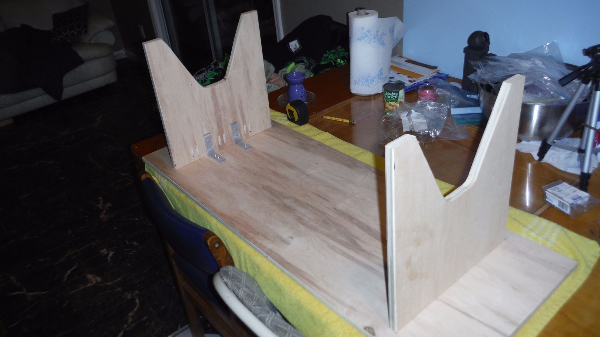 How to Make a Simple Coffee Table : 5 Steps - Instructables