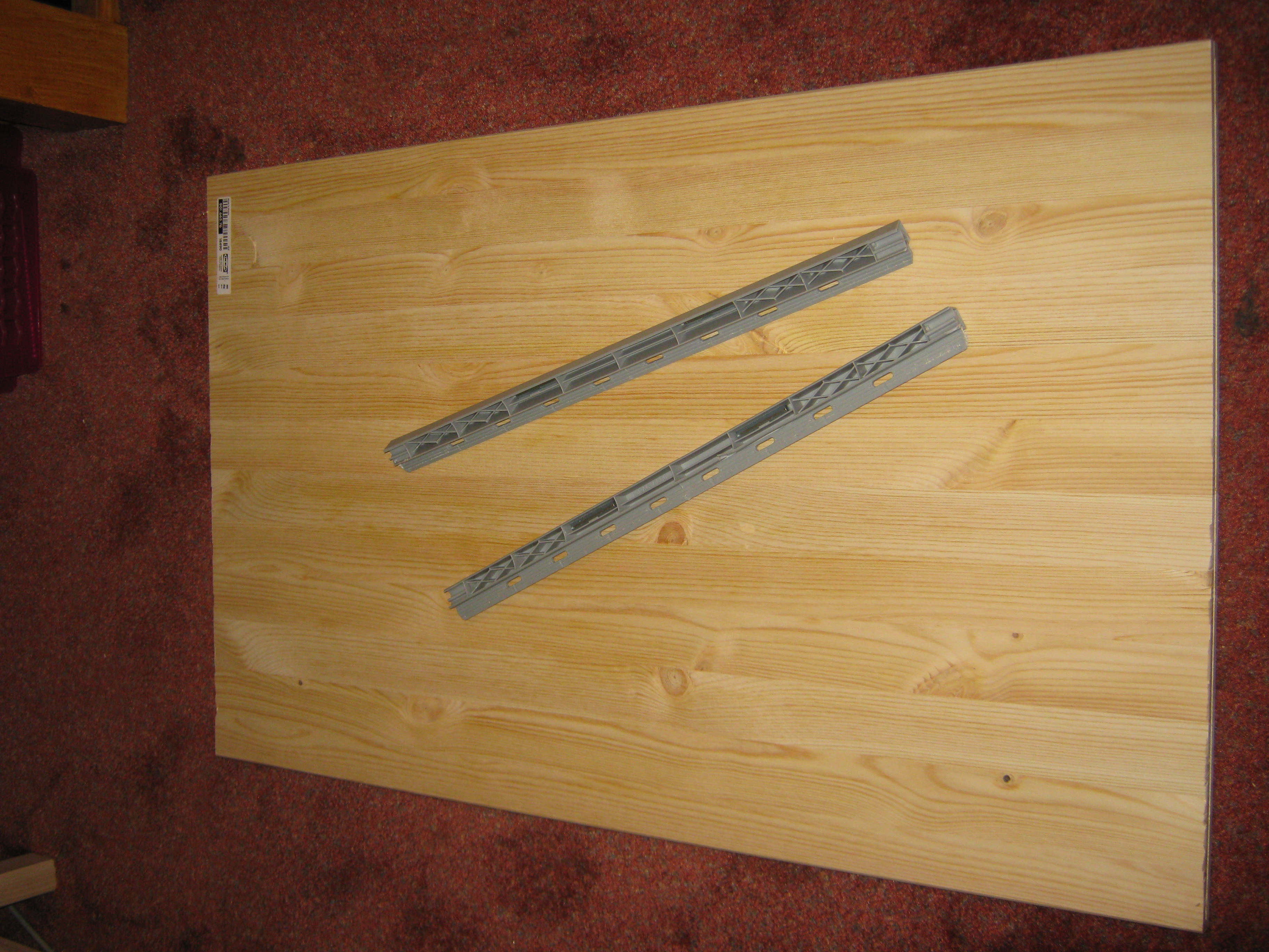 Ikea Ivar Computer Desk : 9 Steps - Instructables