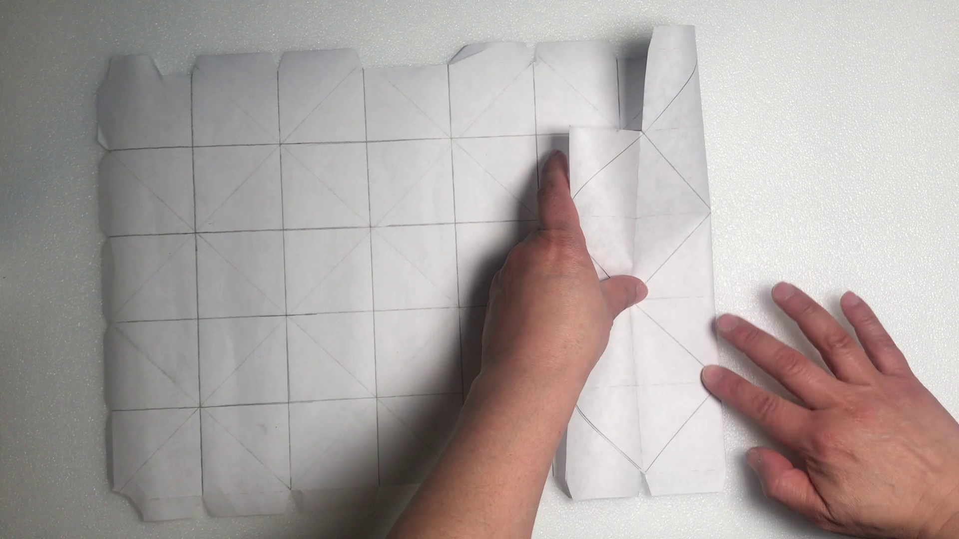LED Paper Lantern : 9 Steps (with Pictures) - Instructables