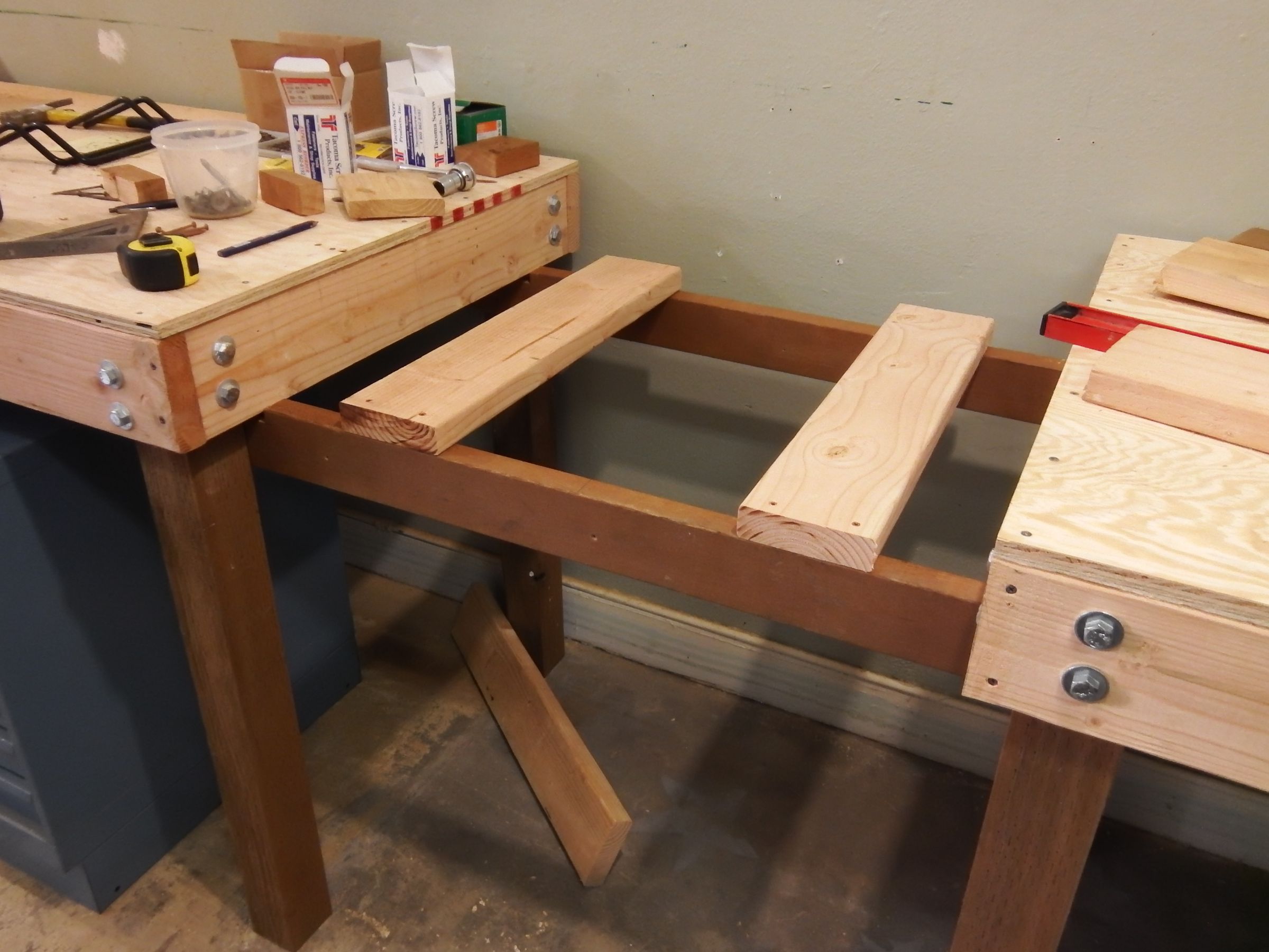 Saw Workbench Area Retrofit : 4 Steps (with Pictures) - Instructables