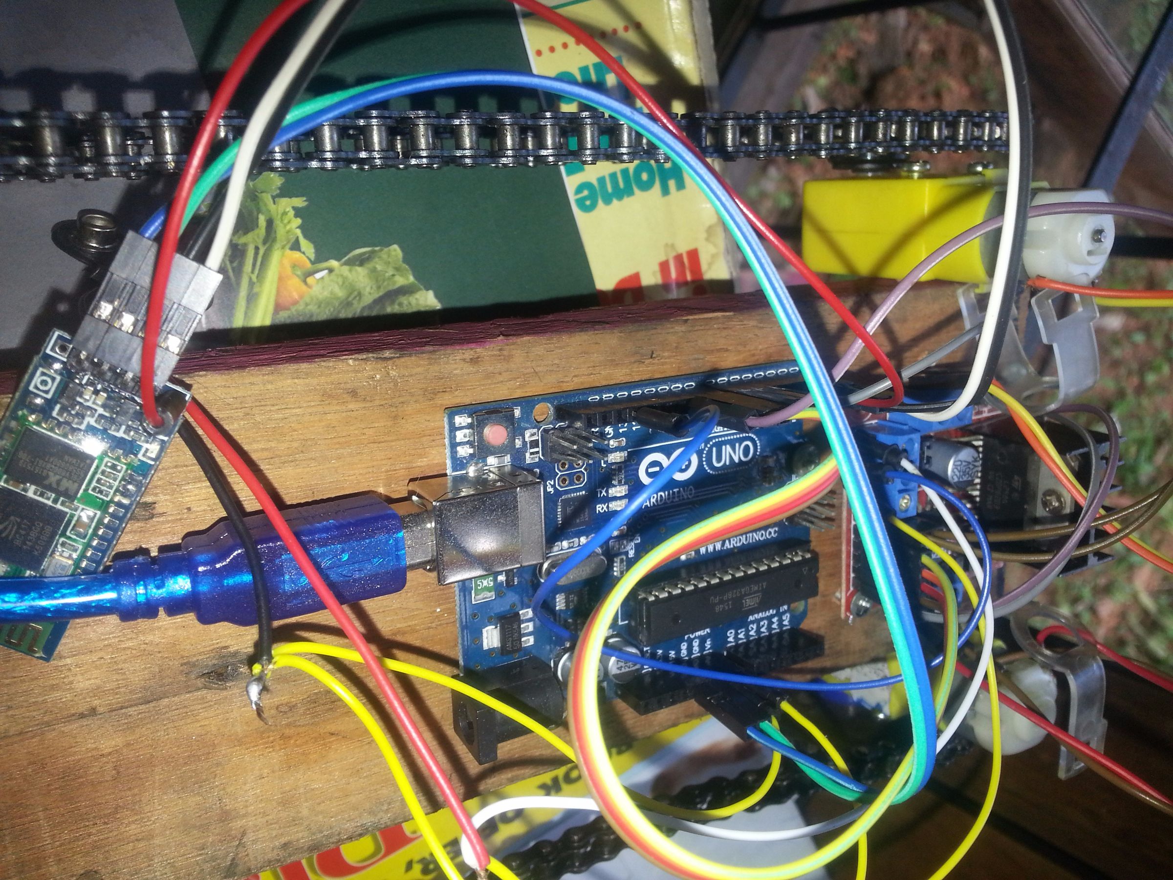 Tracked Robot Bluetooth Controlled by Arduino Via Android Application ...