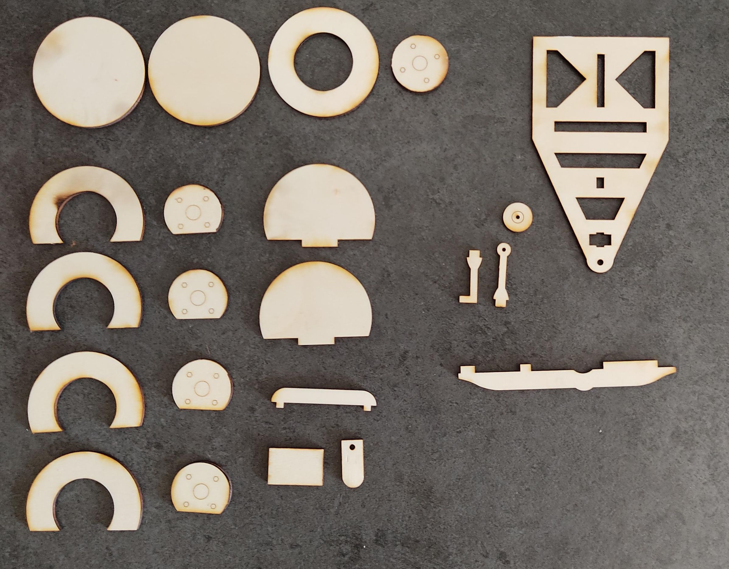 Caravan Bird House : 8 Steps (with Pictures) - Instructables