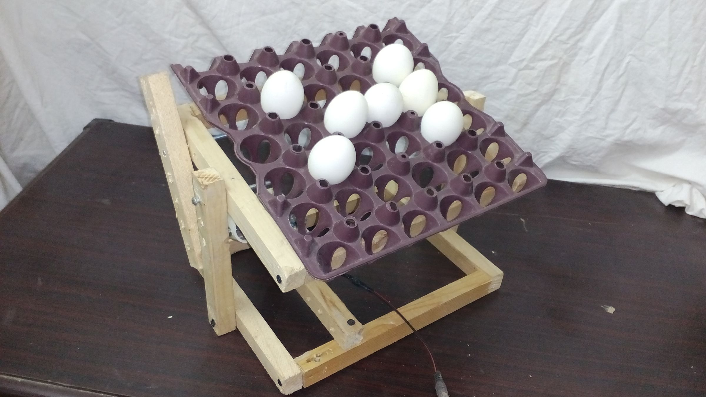 Automatic Turning Egg Incubator Tray From Wood : 7 Steps (with Pictures ...