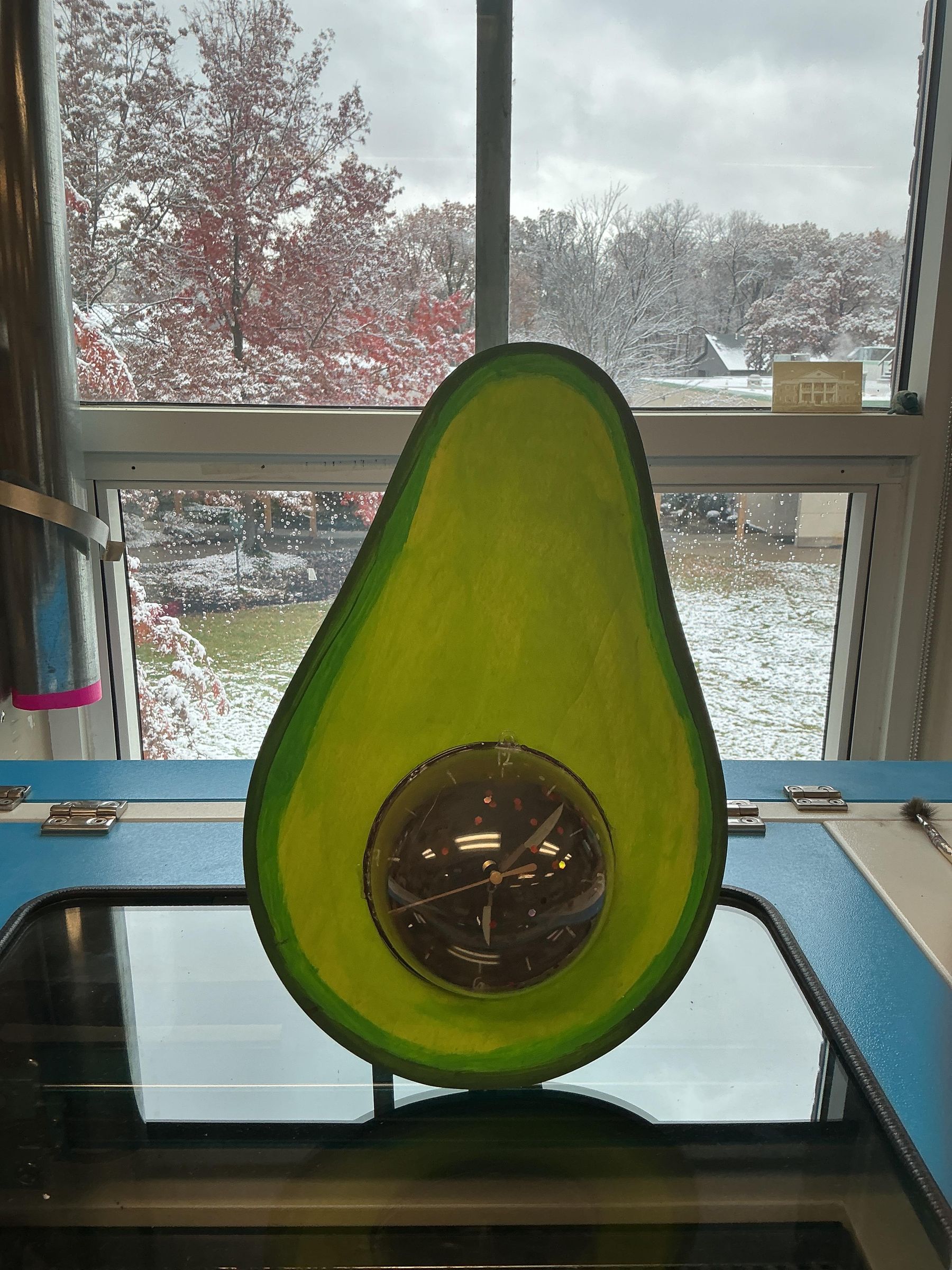 Avocado Clock : 5 Steps (with Pictures) - Instructables