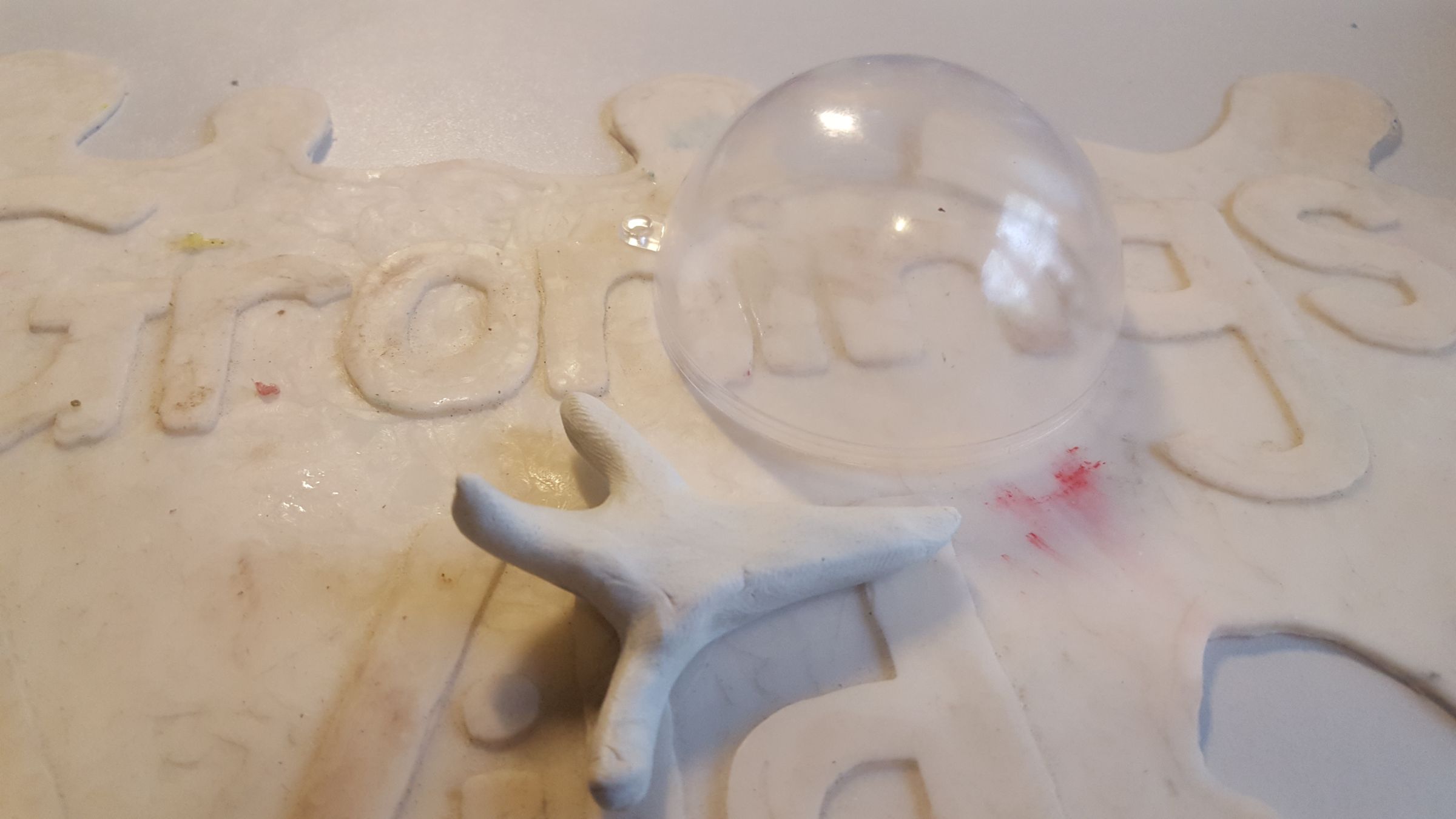 Ghosts in a Shell Bouncing Ball (Glow in the Dark) : 16 Steps (with ...