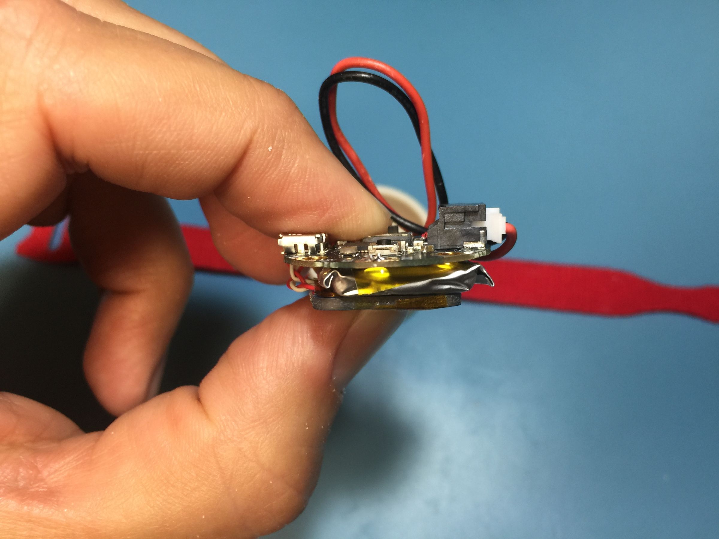 Hug-Time Bracelet : 6 Steps - Instructables