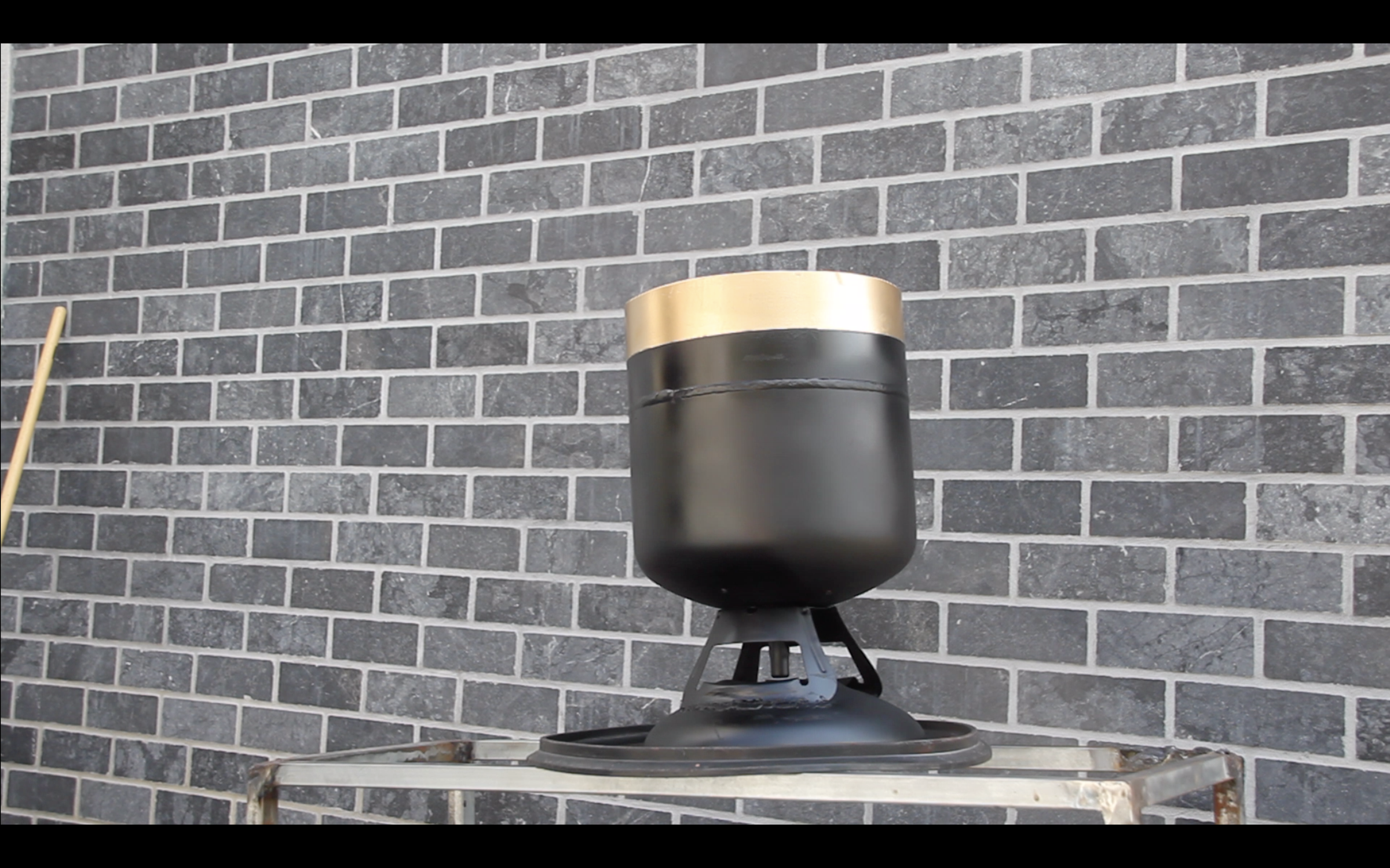 Gas Cylinder Turned to a Modern Metal Planter : 6 Steps (with Pictures ...