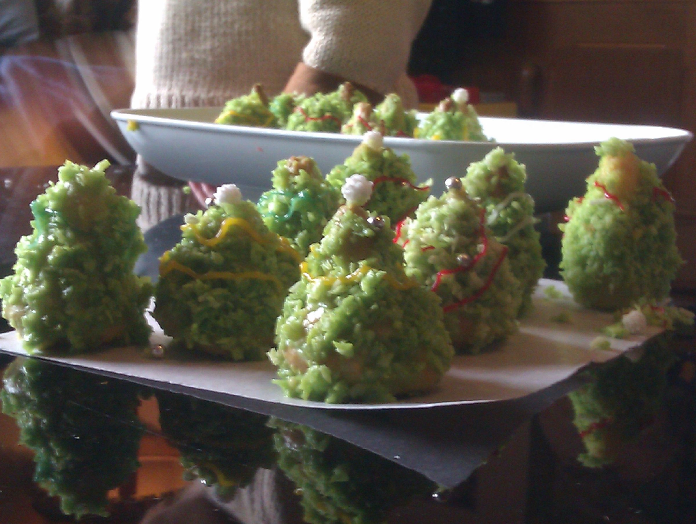 Easy 3D Christmas Tree Cookies : 4 Steps (with Pictures) - Instructables