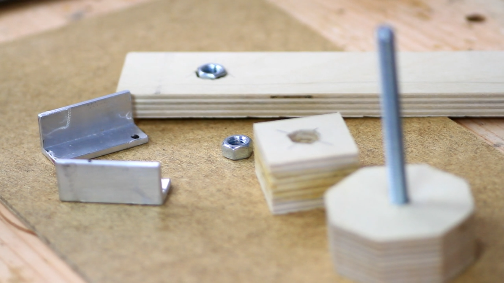 Making a Cross Cut Sled for the Band Saw : 7 Steps (with Pictures ...