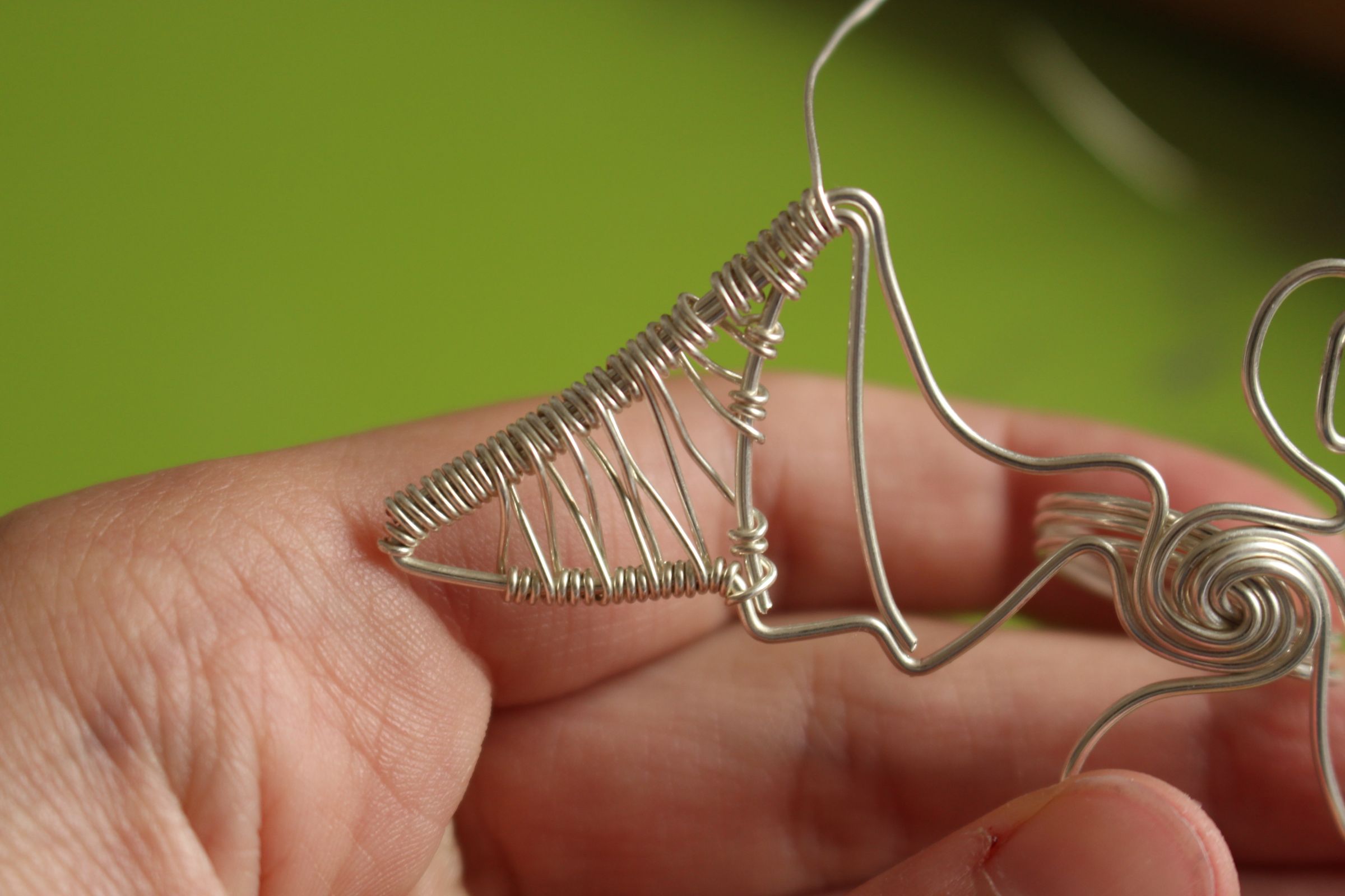 Wirework Dragon Ring : 15 Steps (with Pictures) - Instructables