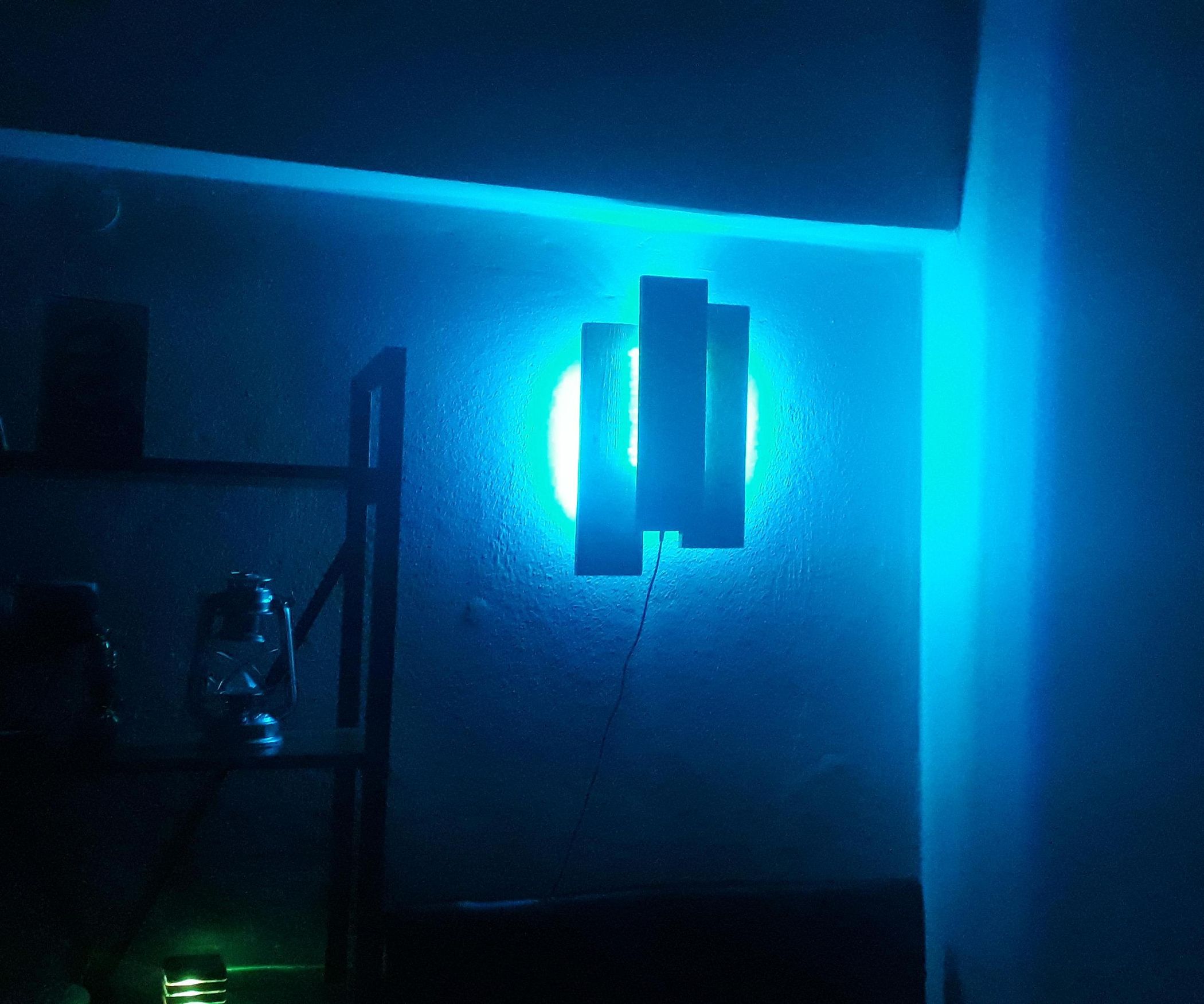 RGB WALL DECOR FROM OLD PALLETS : 3 Steps - Instructables