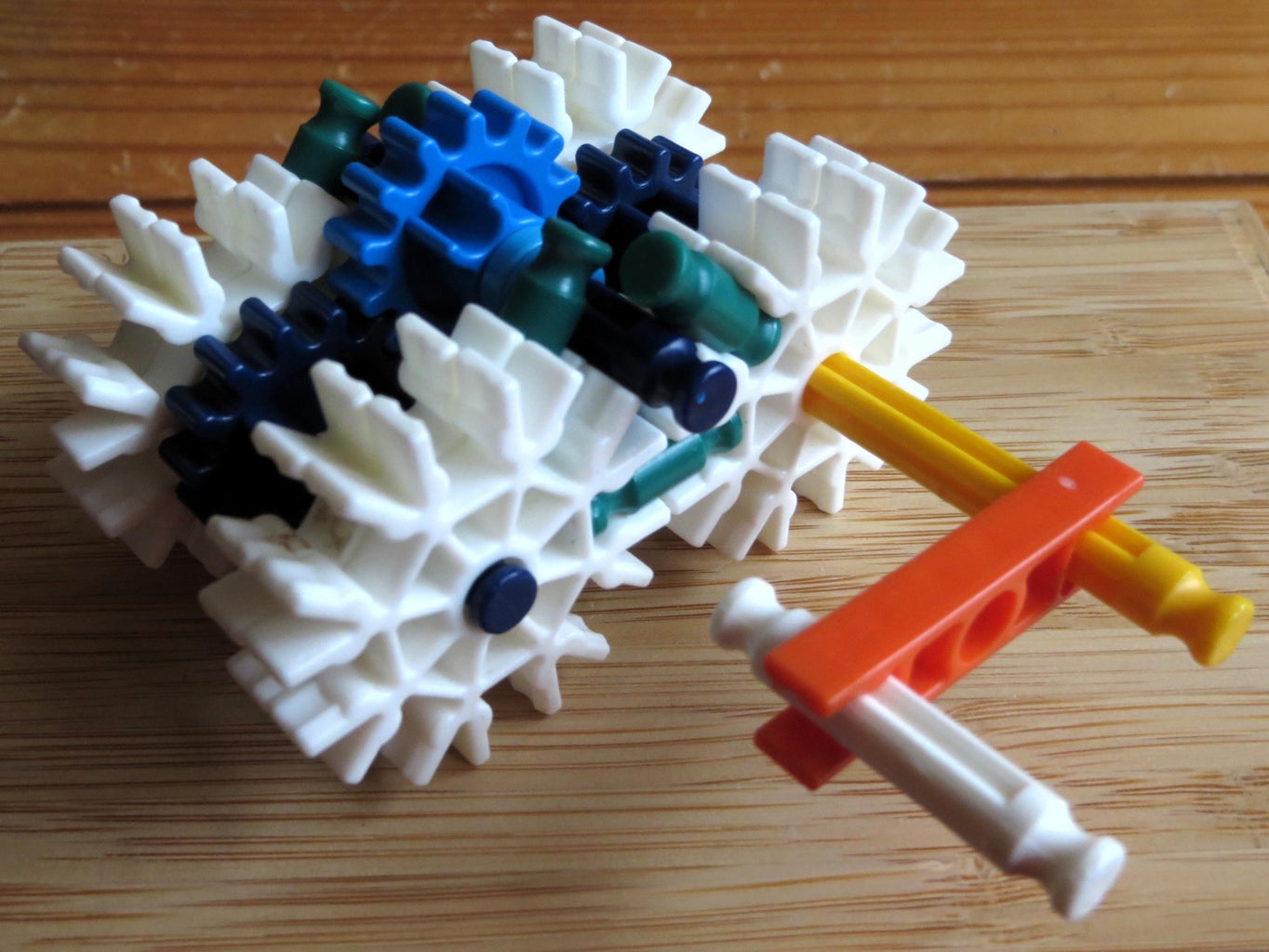 Knex Three Small Gear Connection : 7 Steps - Instructables Knex Three Small Gear Connection : 7 Steps - Instructables