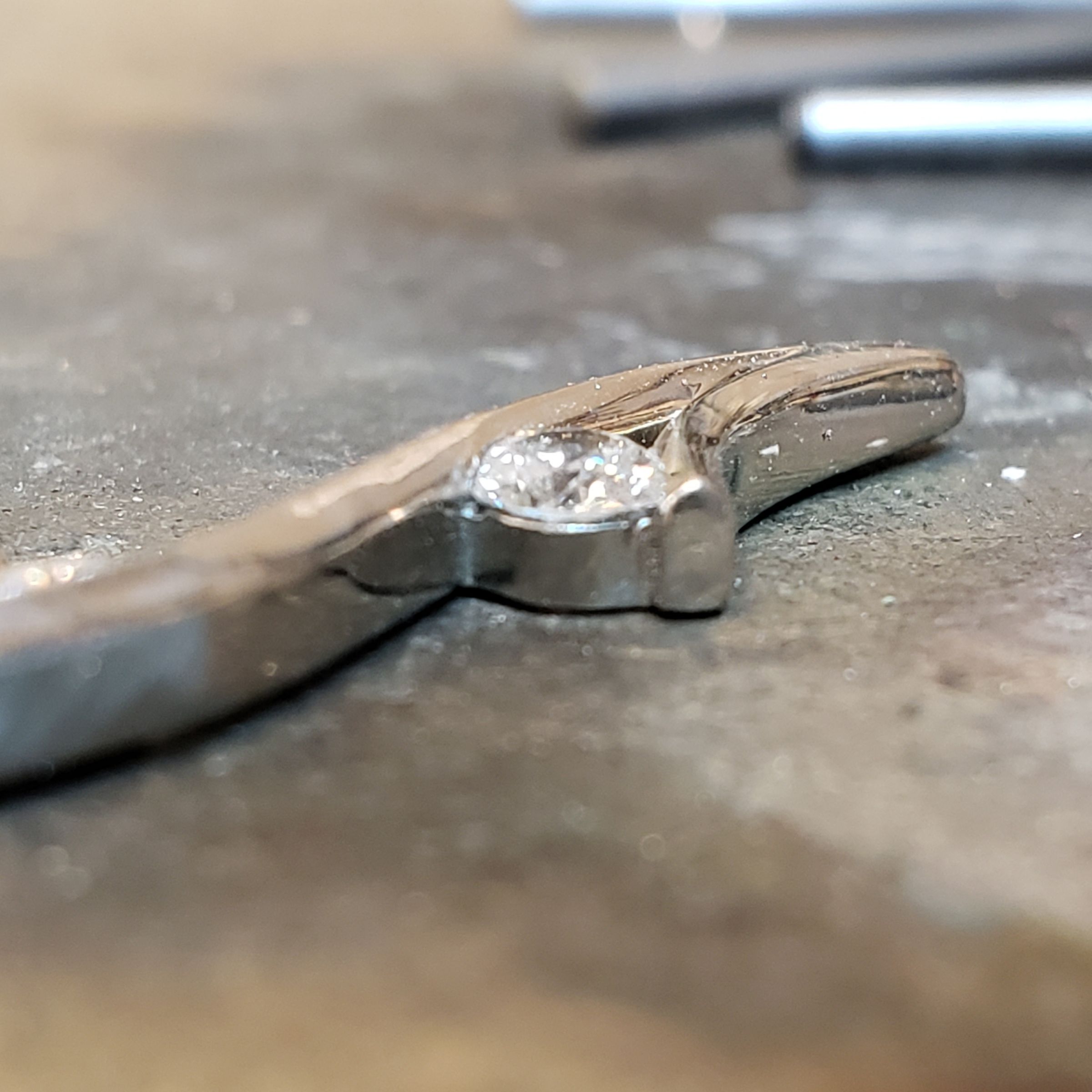 Hand Fabricated Pendant With Stones : 5 Steps (with Pictures ...