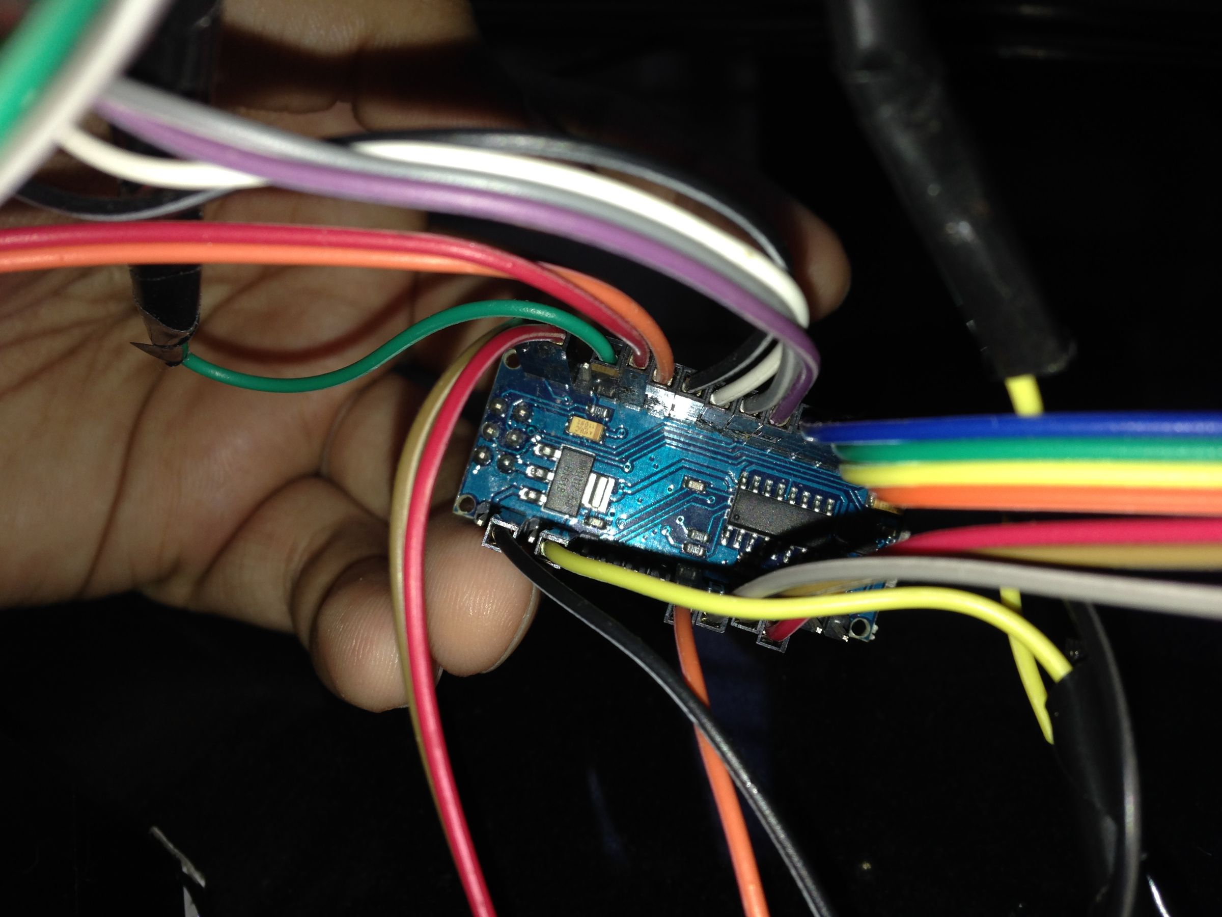 Arduino "Blink to Talk" Using Charlieplexing : 8 Steps (with Pictures) - Instructables