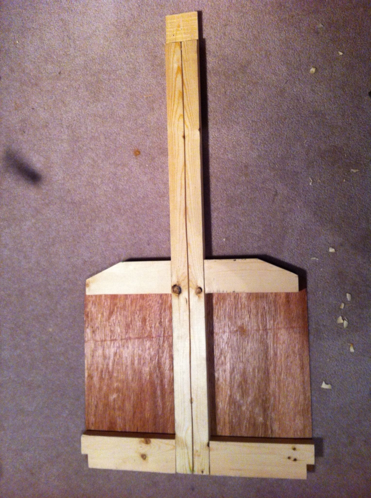 Compound Bow Stand - for a Club Indoor Range : 4 Steps - Instructables