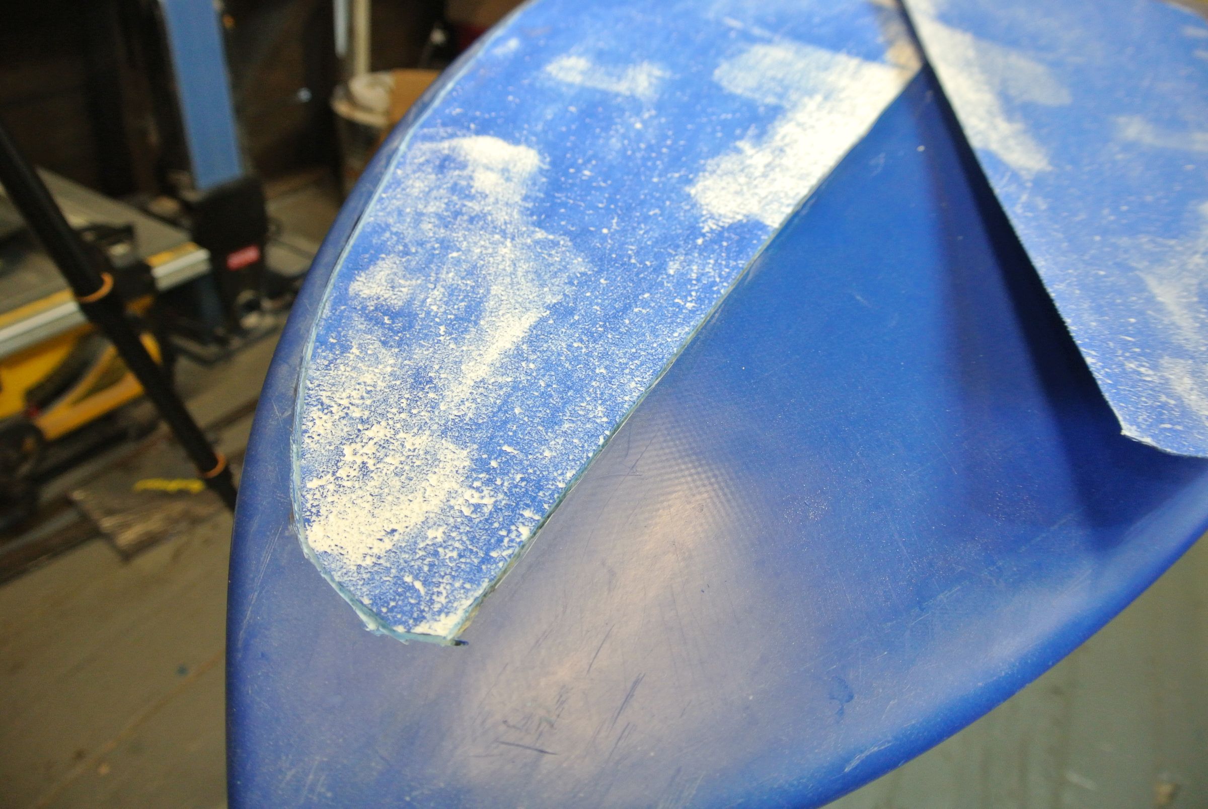 How to Repair a Surfboard : 10 Steps (with Pictures) - Instructables