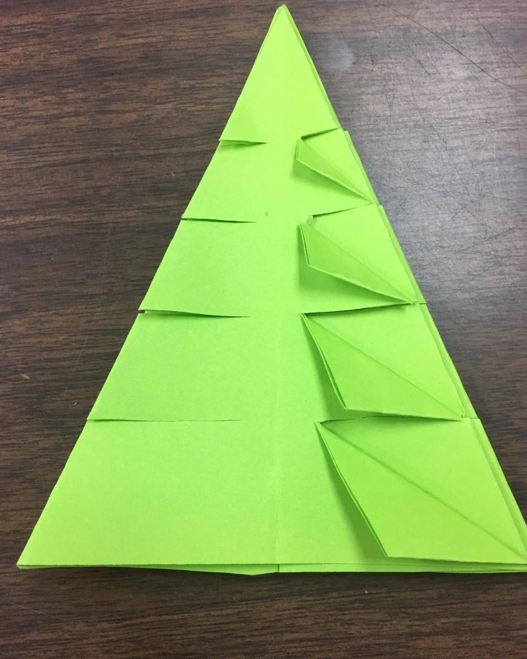 Kirigami Christmas Tree in Green : 15 Steps (with Pictures) - Instructables